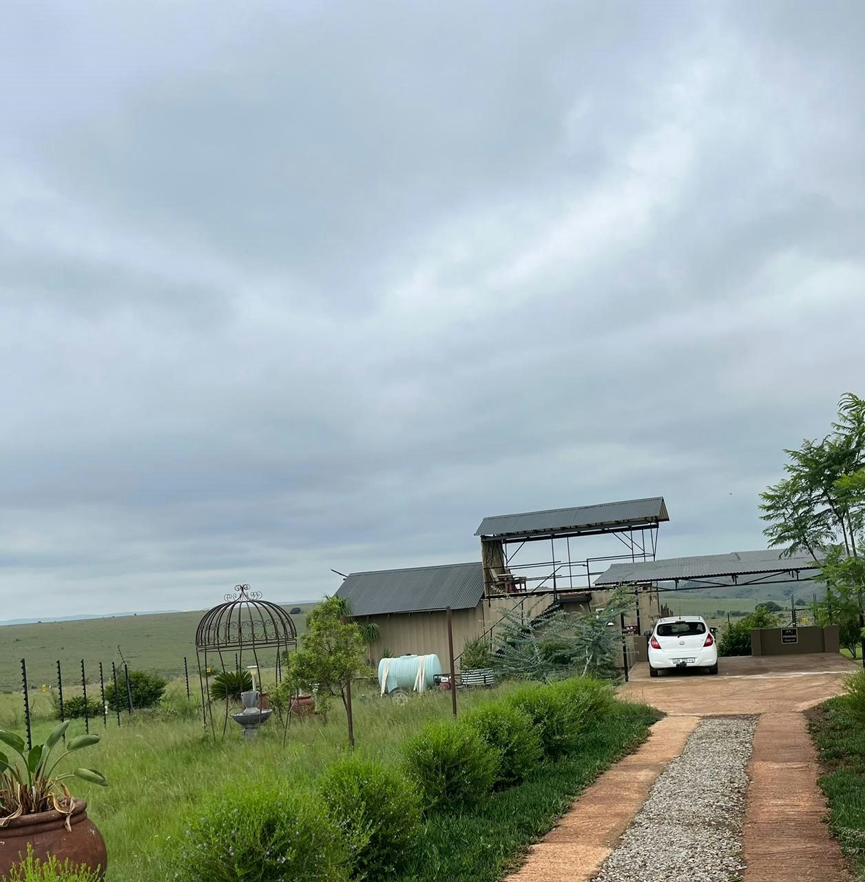 Motubane Guest Farm | LekkeSlaap