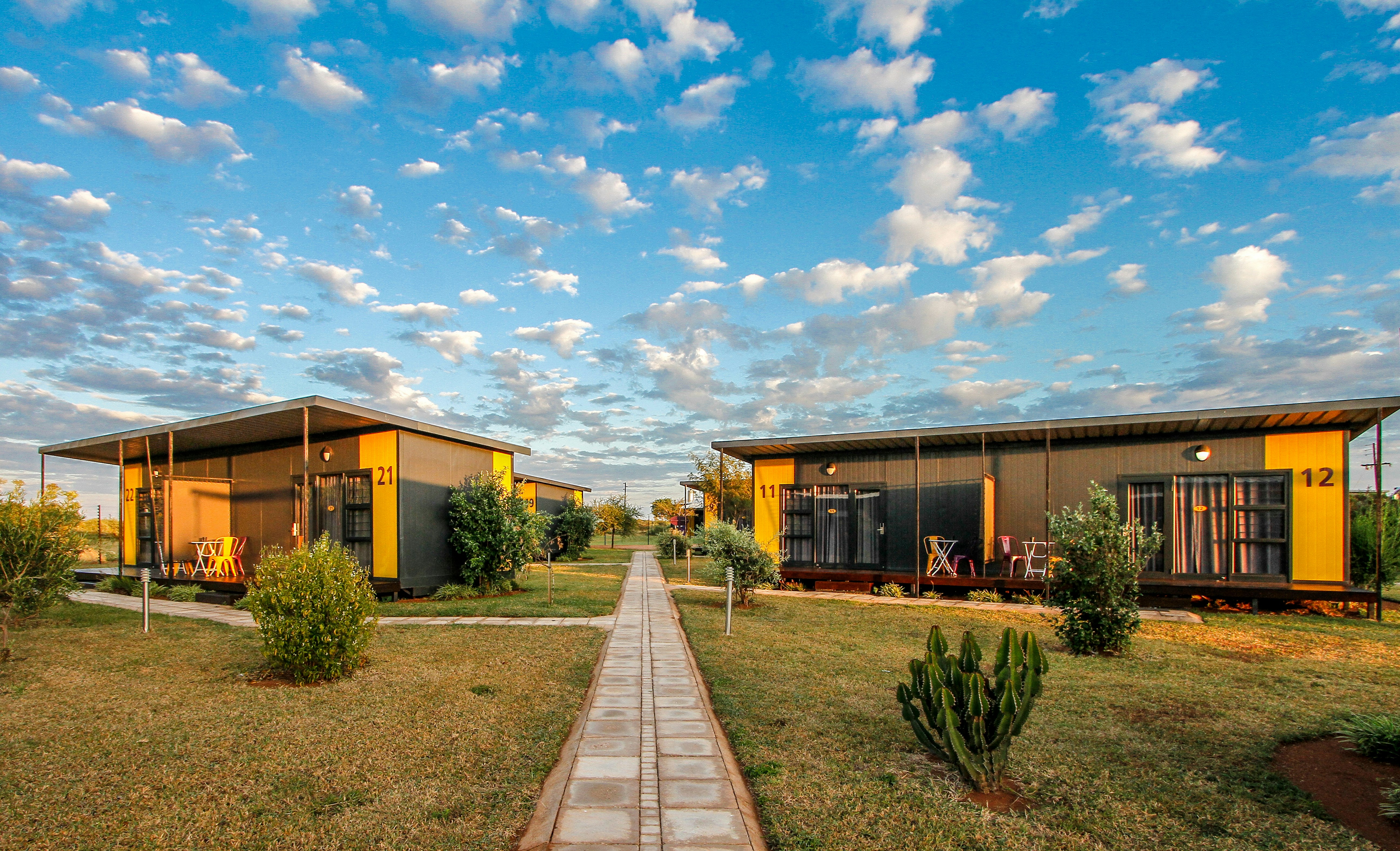 Accommodation near Botlokwa Hospital | LekkeSlaap