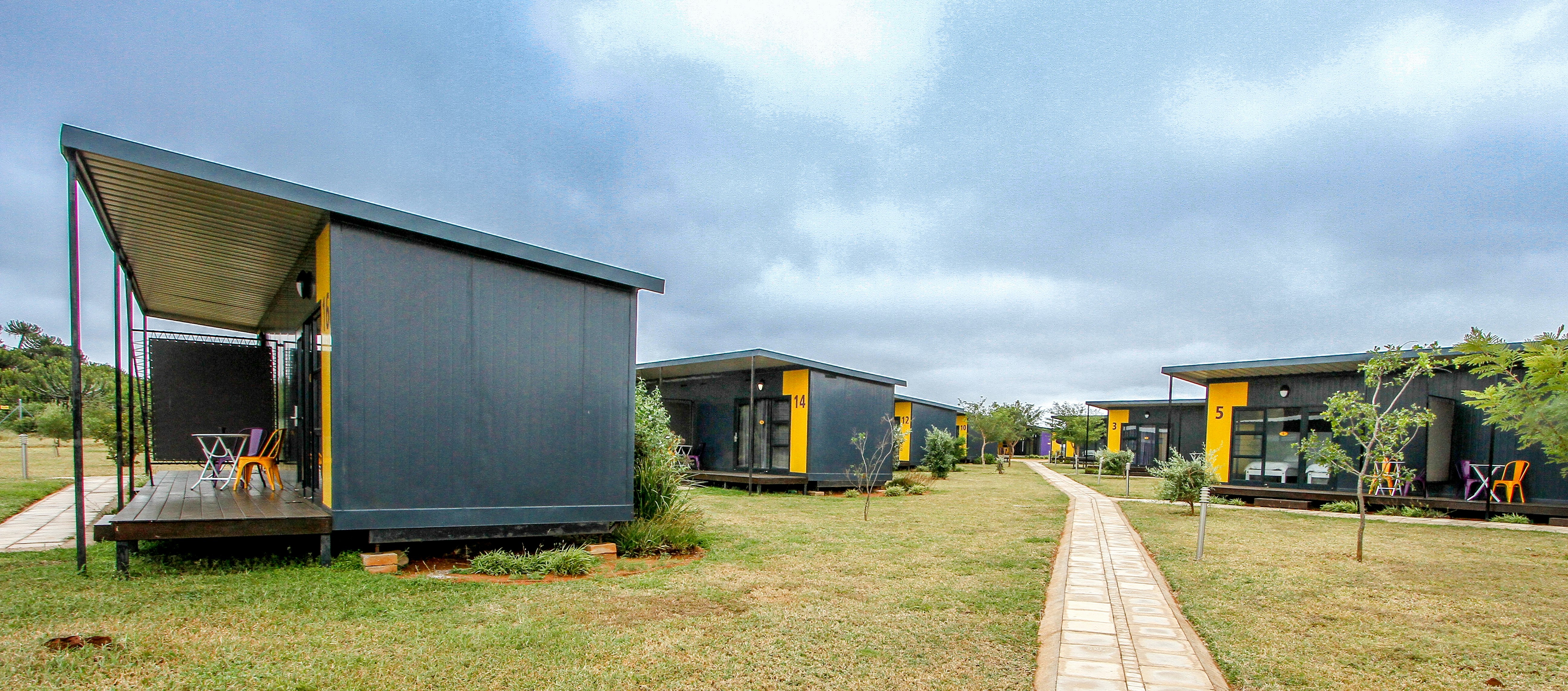 Accommodation near Botlokwa Hospital | LekkeSlaap