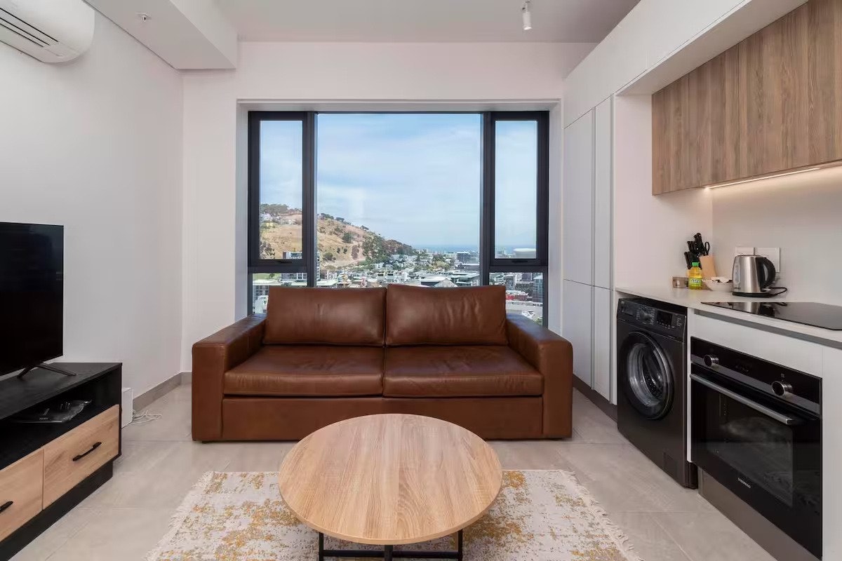 2411 The Rubik | Rates