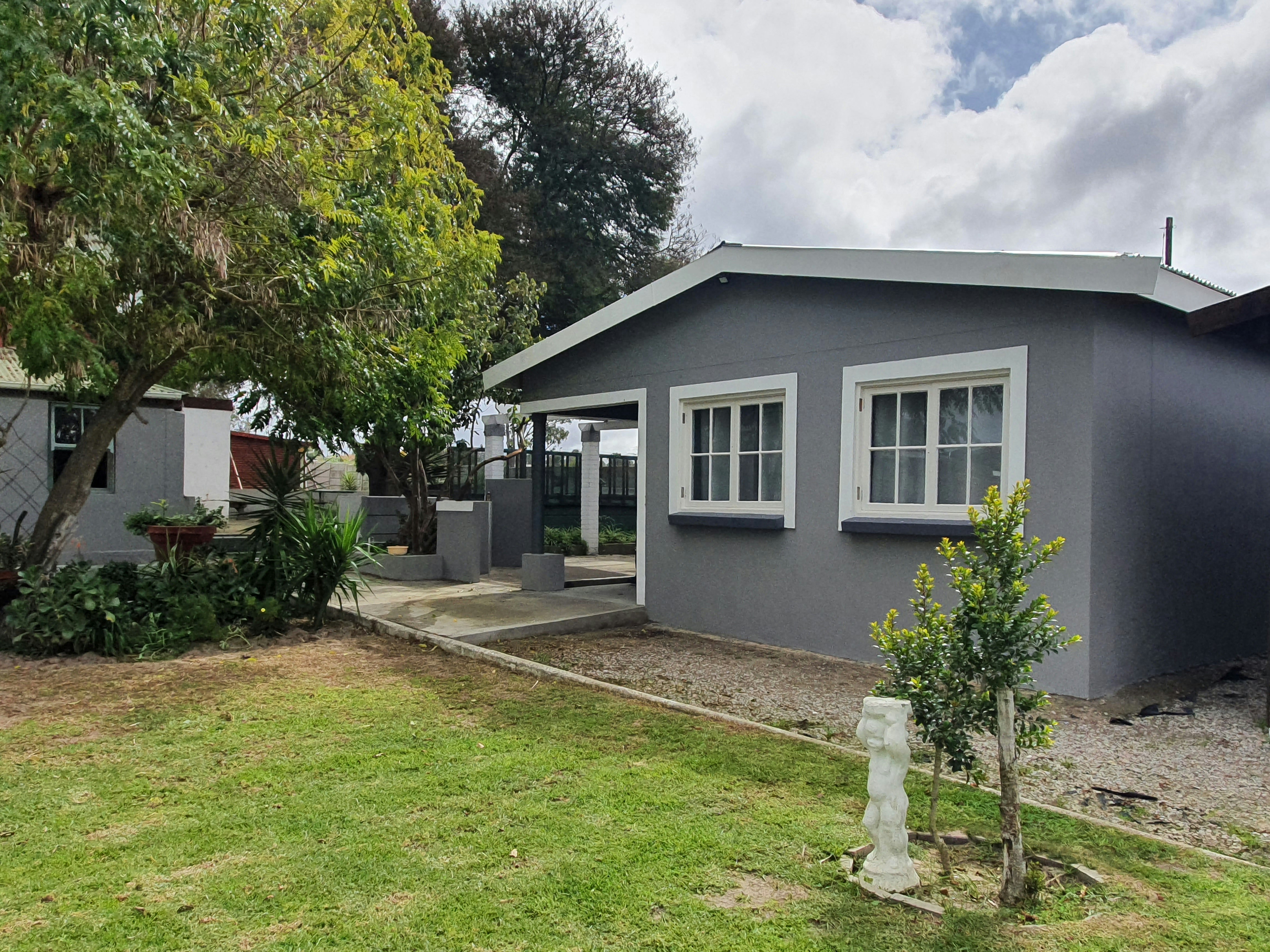 Hopefield Garden Lodge | LekkeSlaap