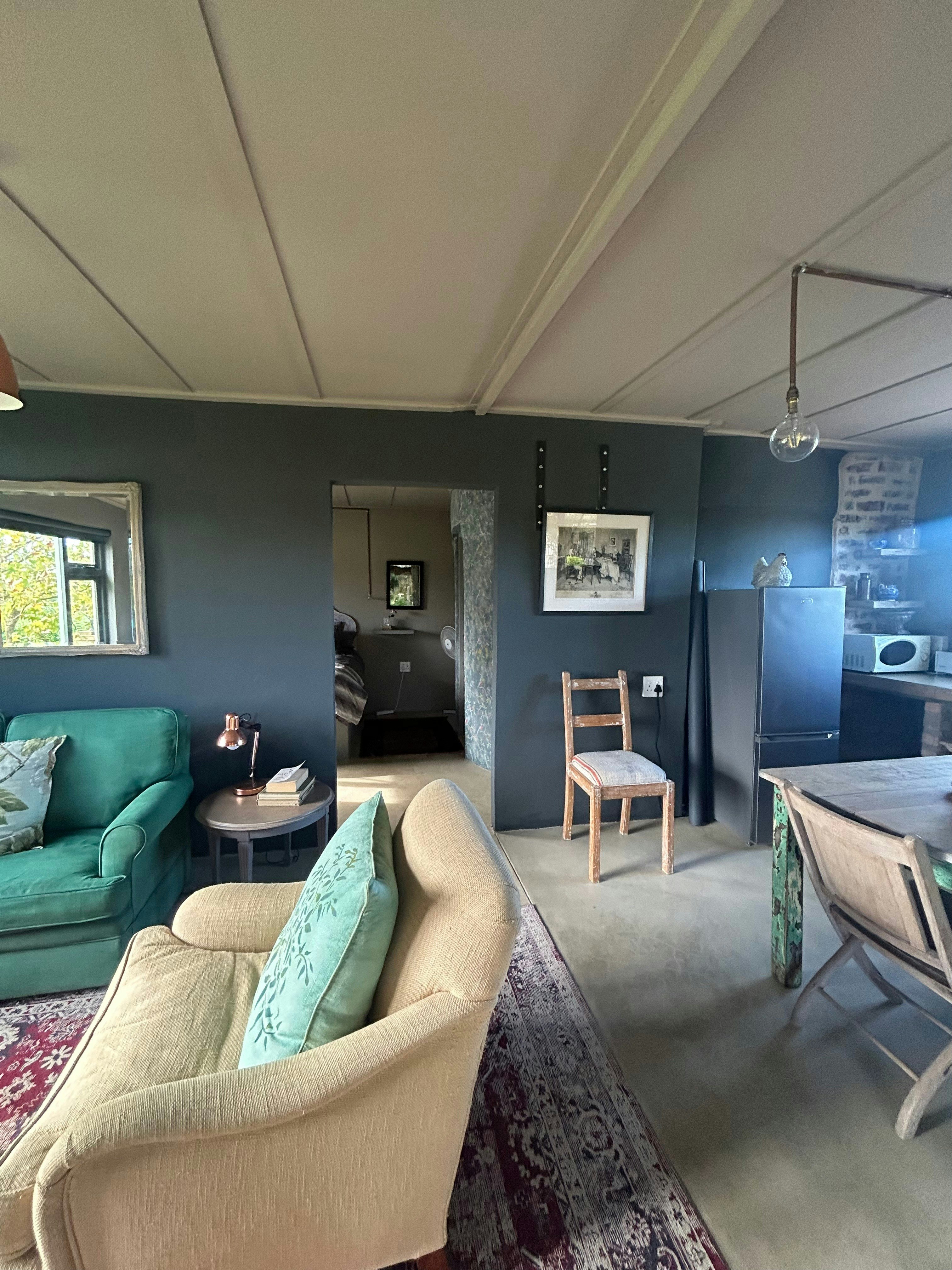 The Chicken Lodge - Charming Farm Cottage | Rates