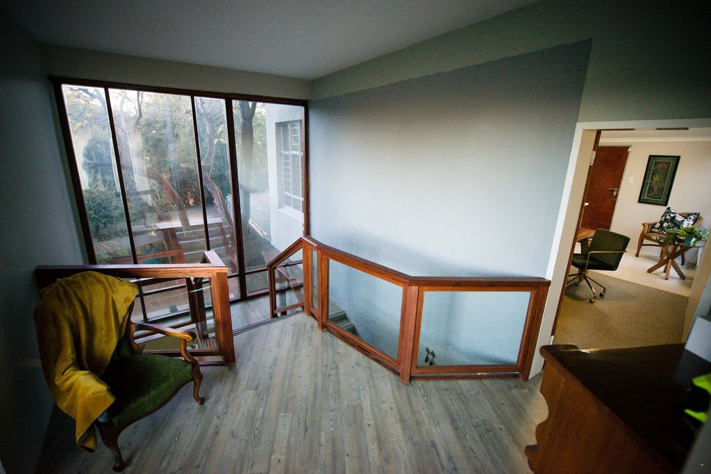 Victorious on Whites Road | Rooms