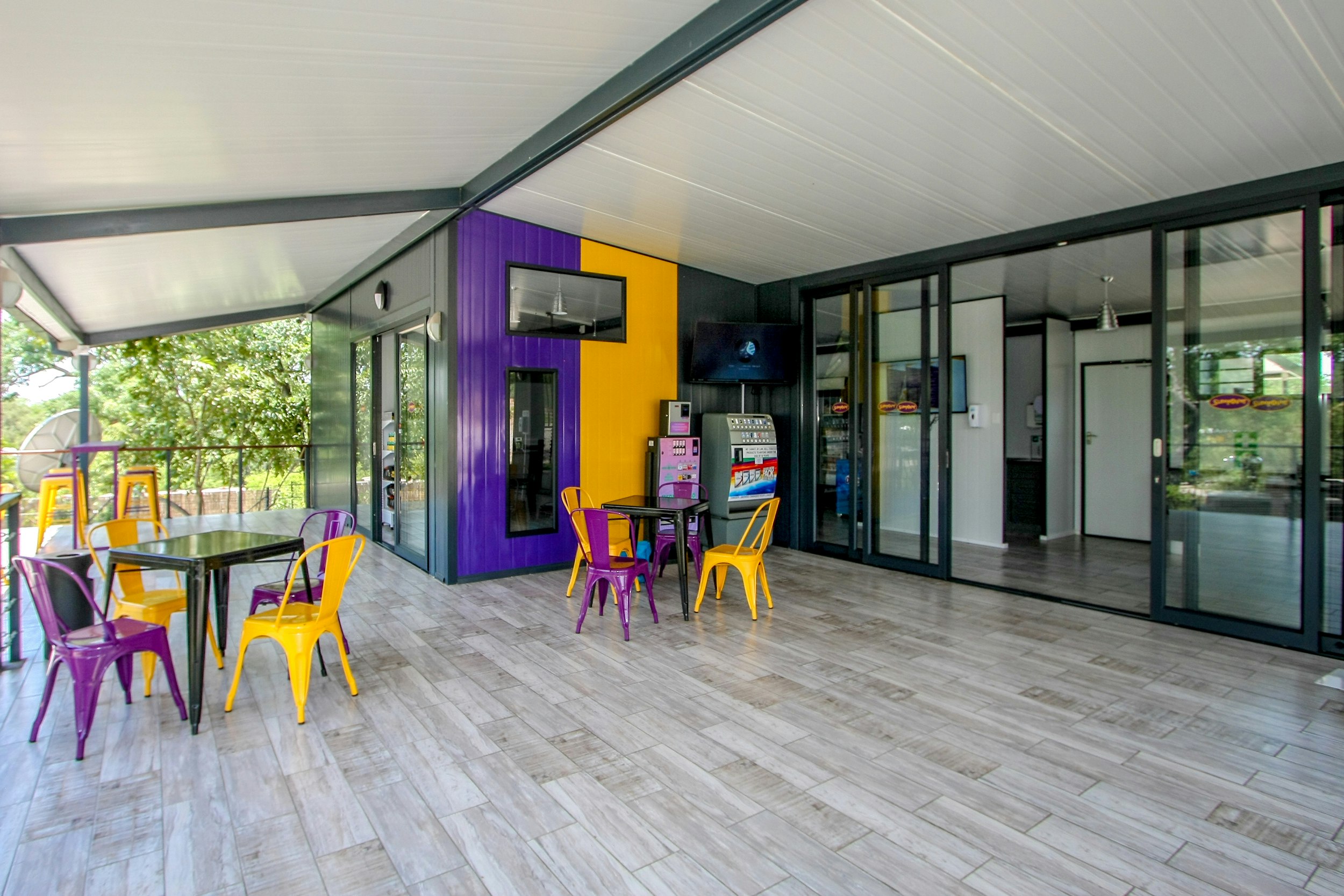 SleepOver Kruger Gate | LekkeSlaap