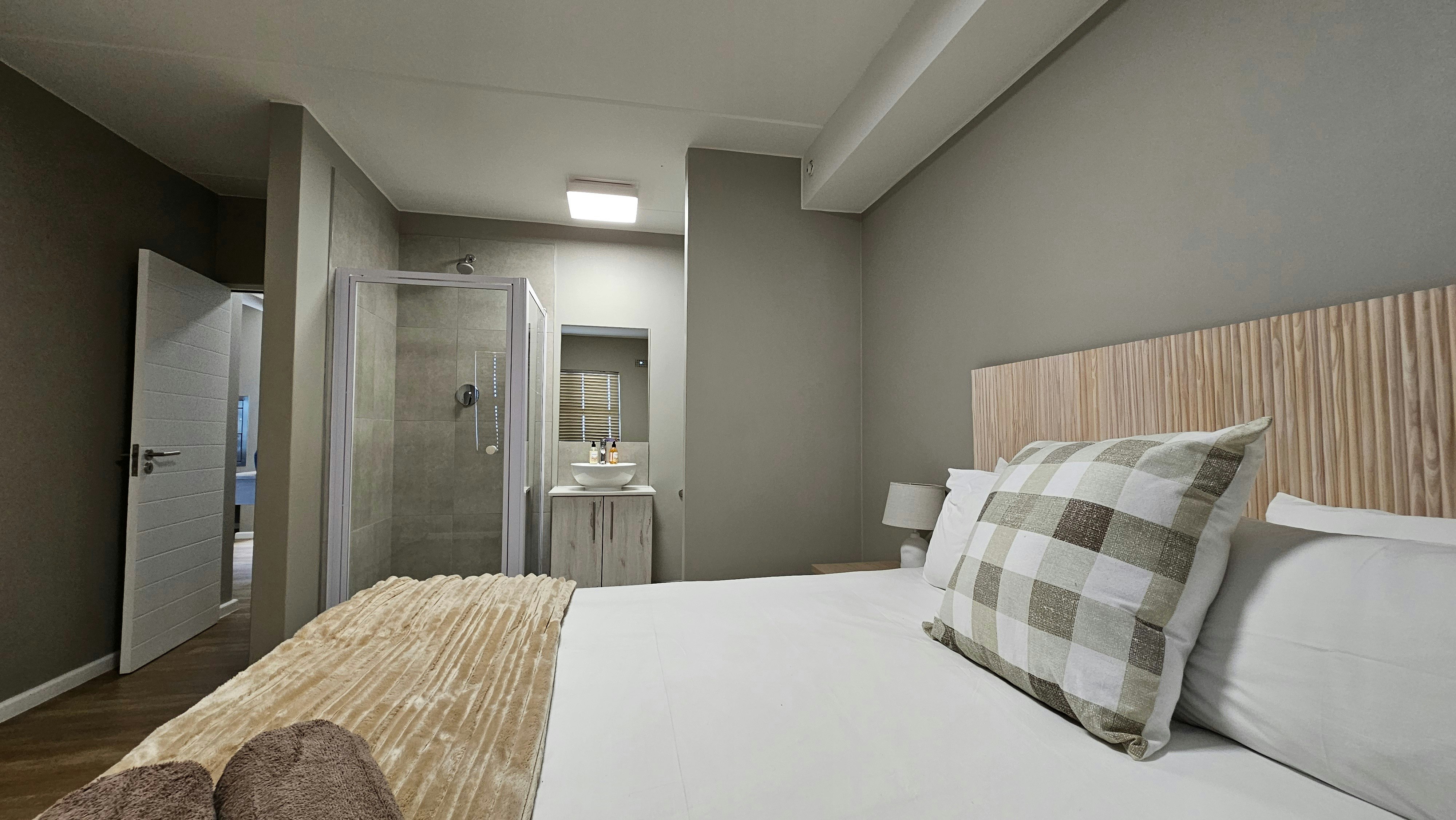 Olifantskop Accommodation - LekkeSlaap