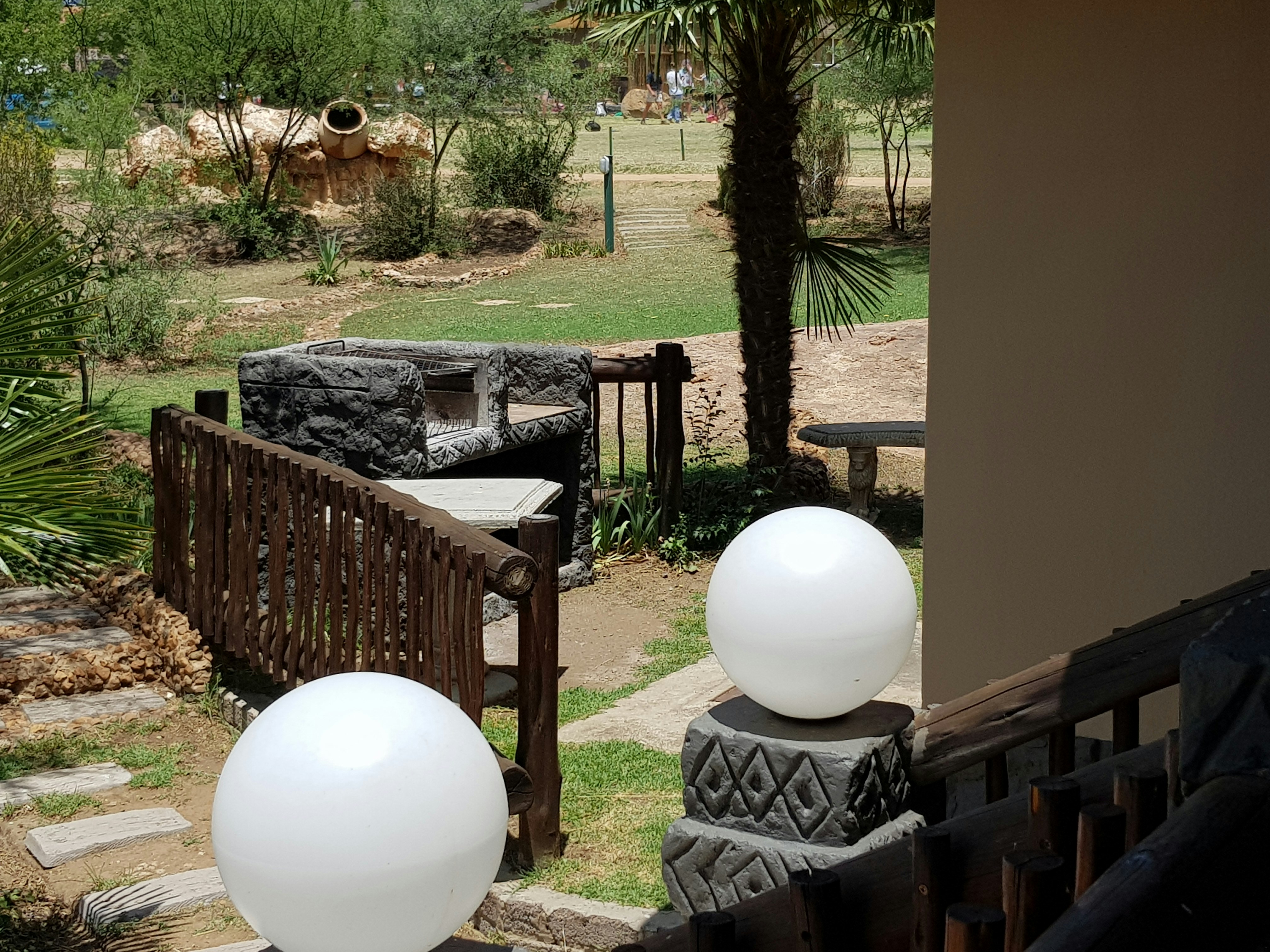 Dimalachite River Lodge & Nature Resort | LekkeSlaap