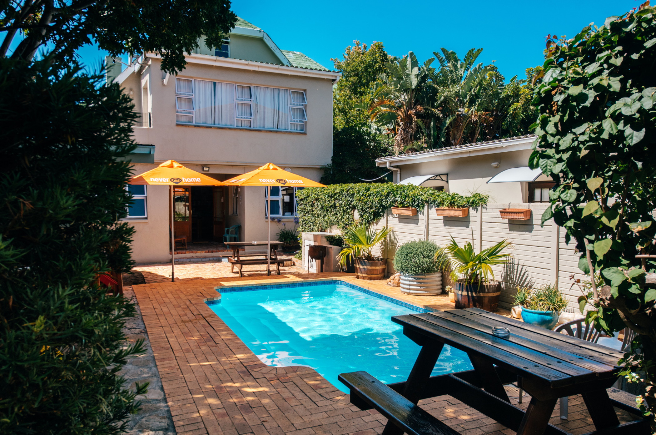 Hermanus Backpackers | Rooms