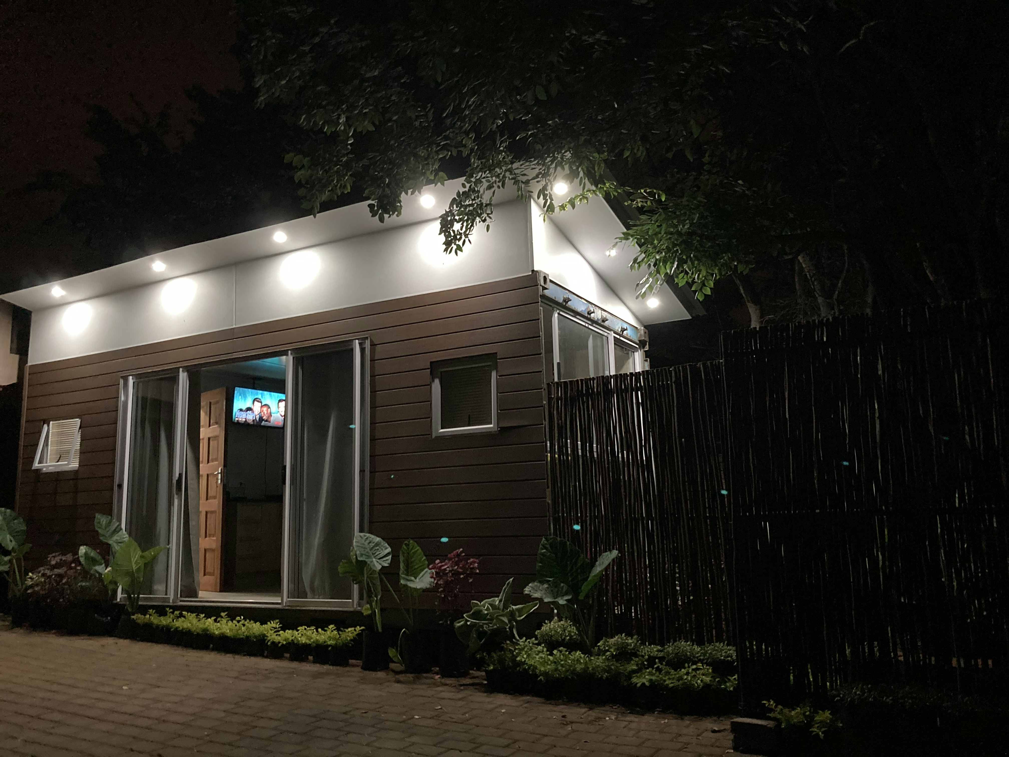 Jacques' Container Stay | Rooms