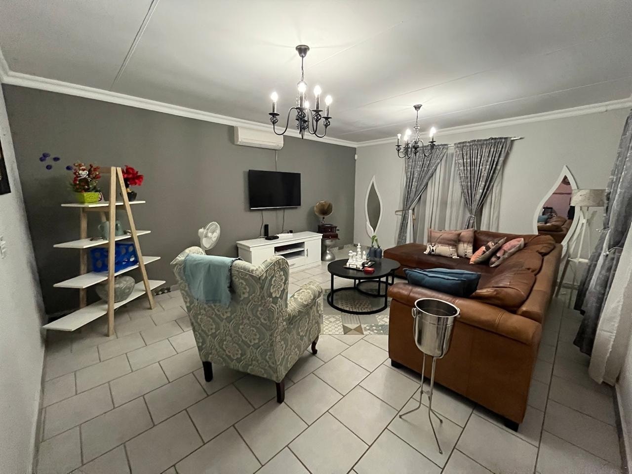 Ifafi Accommodation - LekkeSlaap