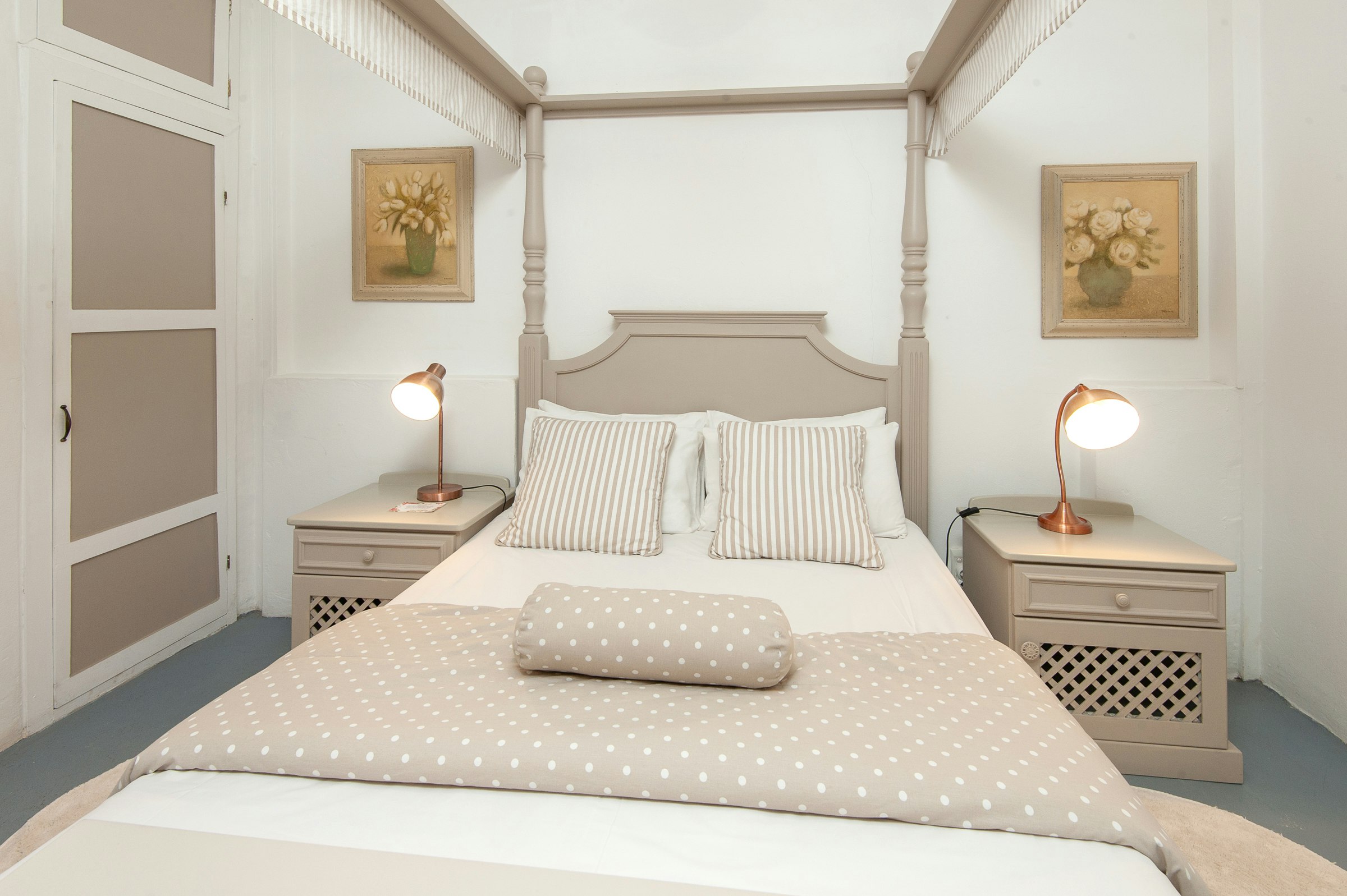 The Lady Grace | Rooms