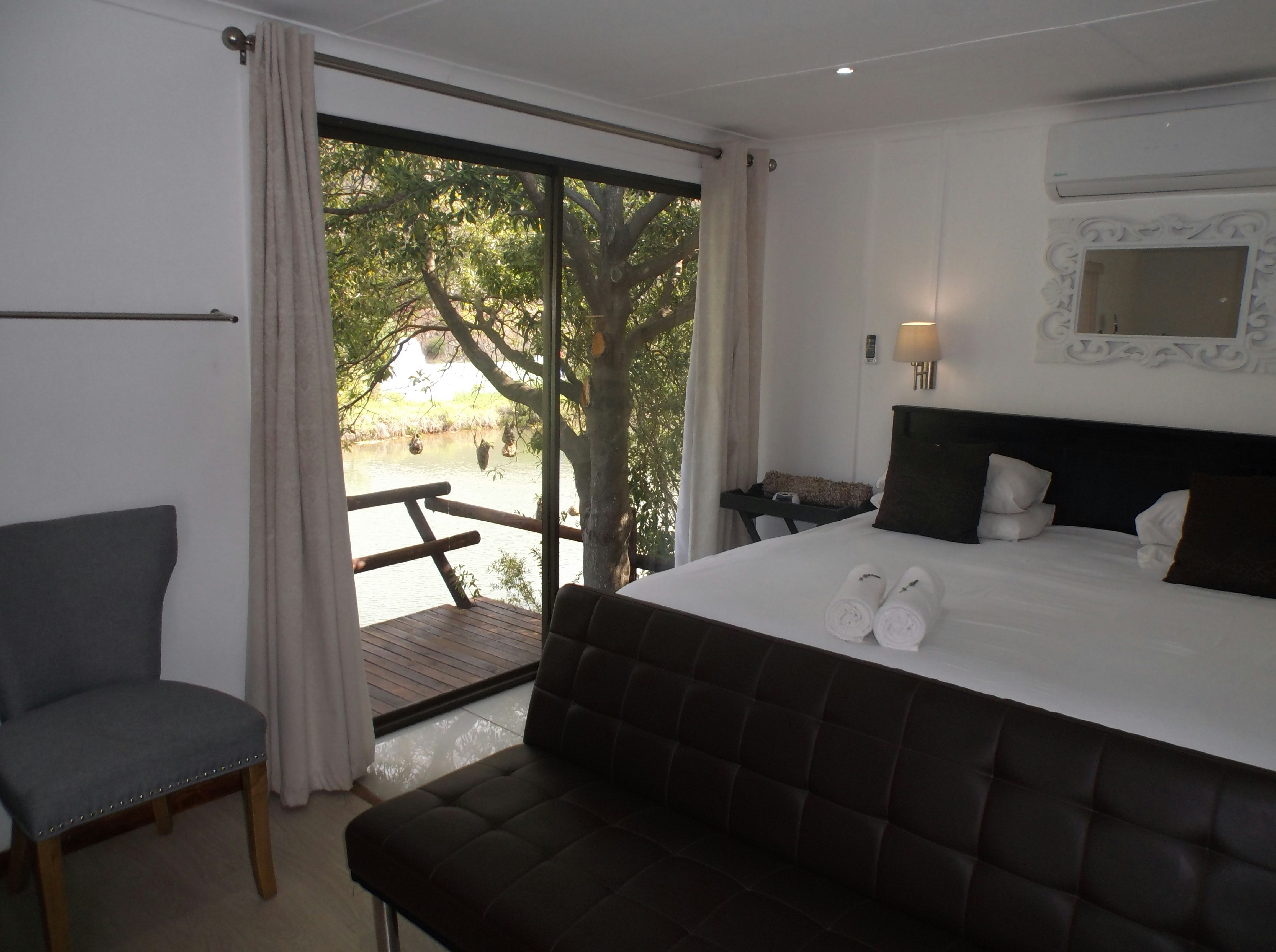 Old Mill Lodge & Restaurant | Rooms