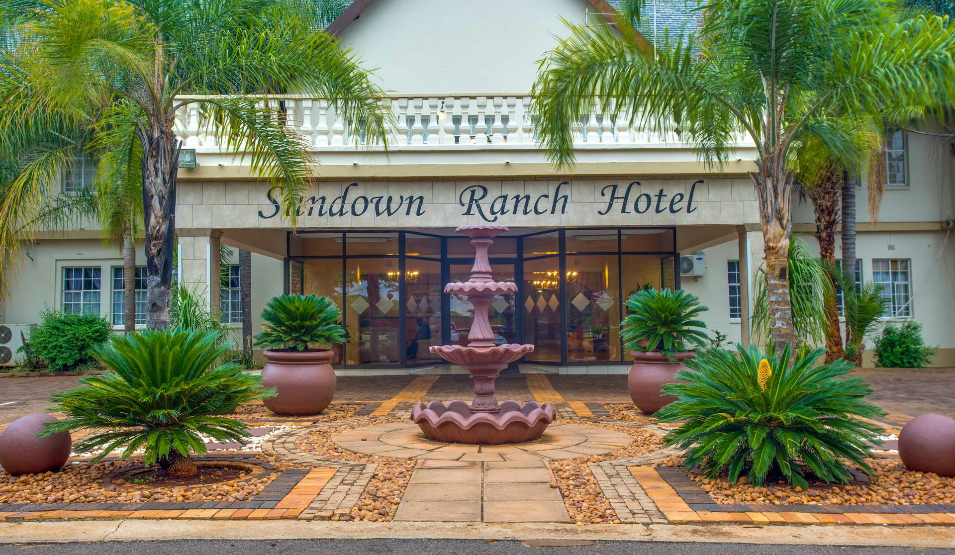 Accommodation near Sun City | LekkeSlaap