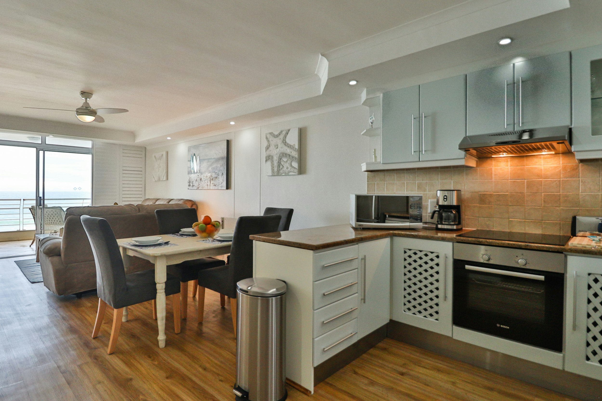 Table View Accommodation - LekkeSlaap