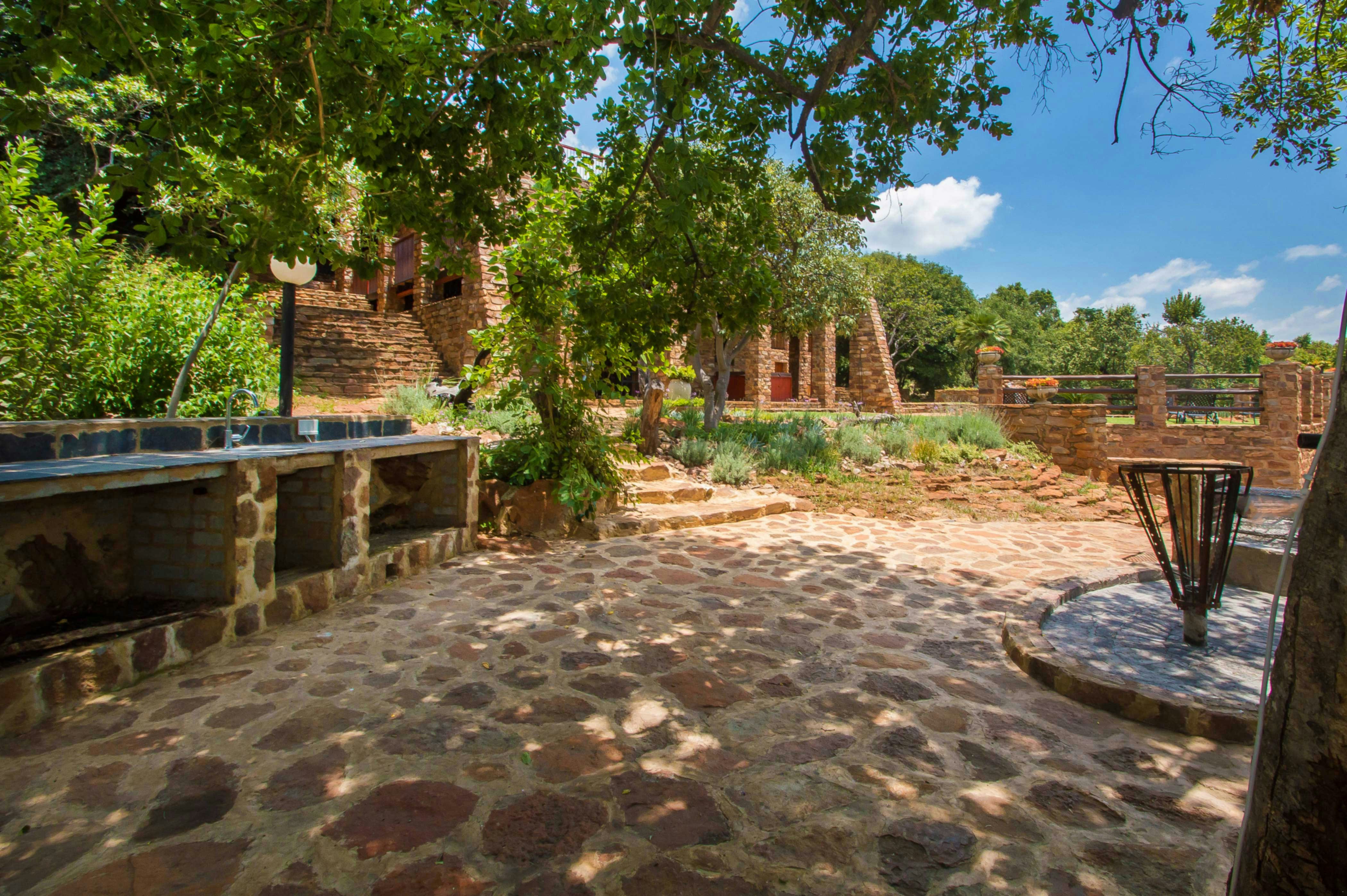 Idwala Le Ingwe Lodge | LekkeSlaap