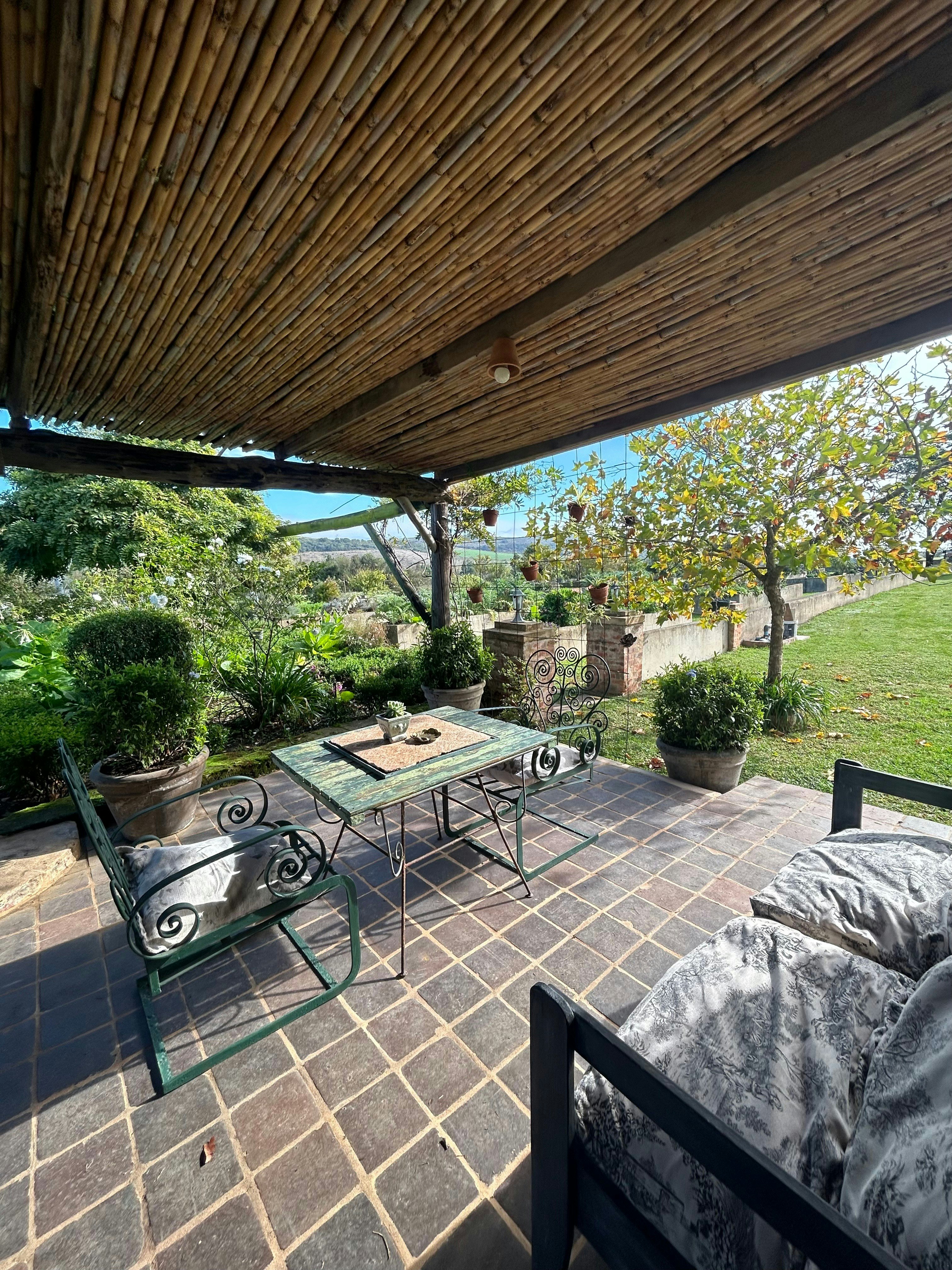 The Chicken Lodge - Charming Farm Cottage | Rates