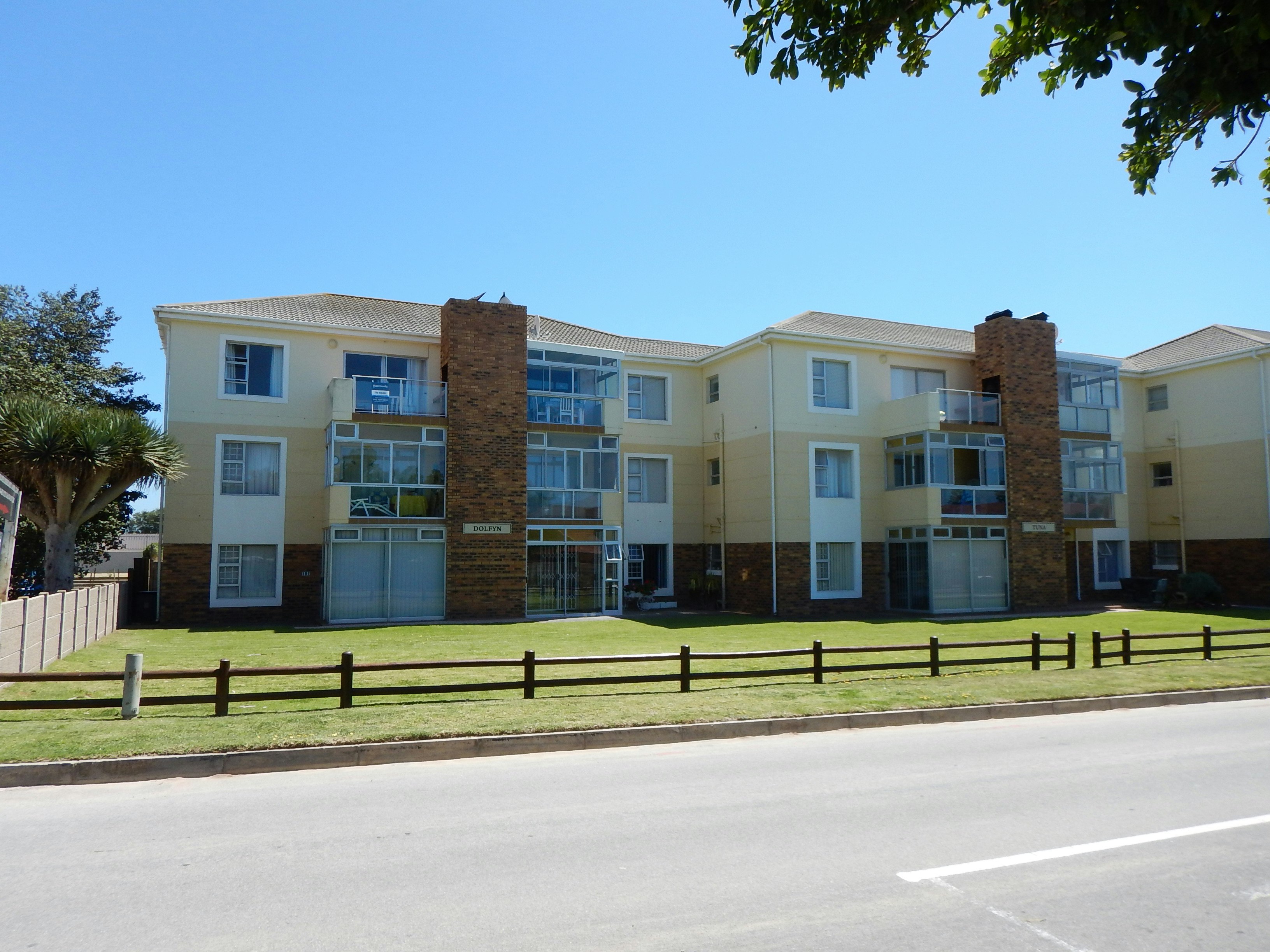 Dolfyn 302 | LekkeSlaap