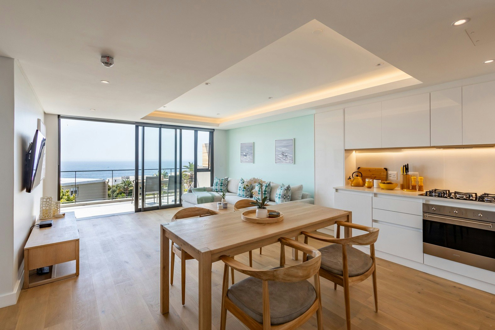 Plett Quarter Apartments | LekkeSlaap