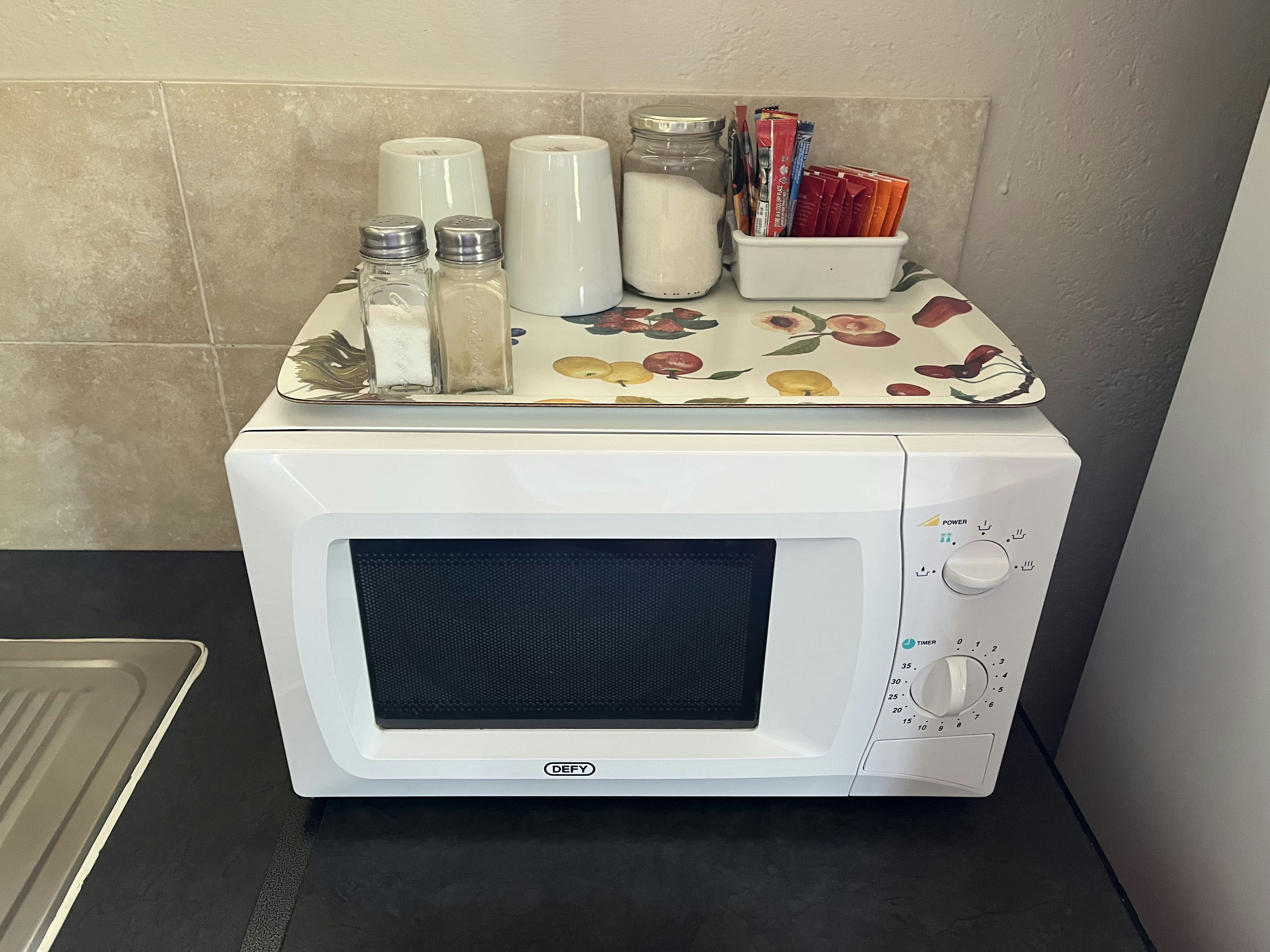 Kambro Accommodation & Farm Stall | Rooms