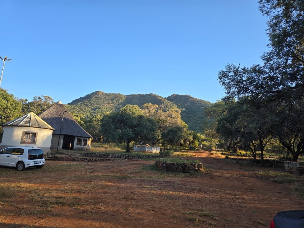 Accommodation near Moruleng Mall | LekkeSlaap