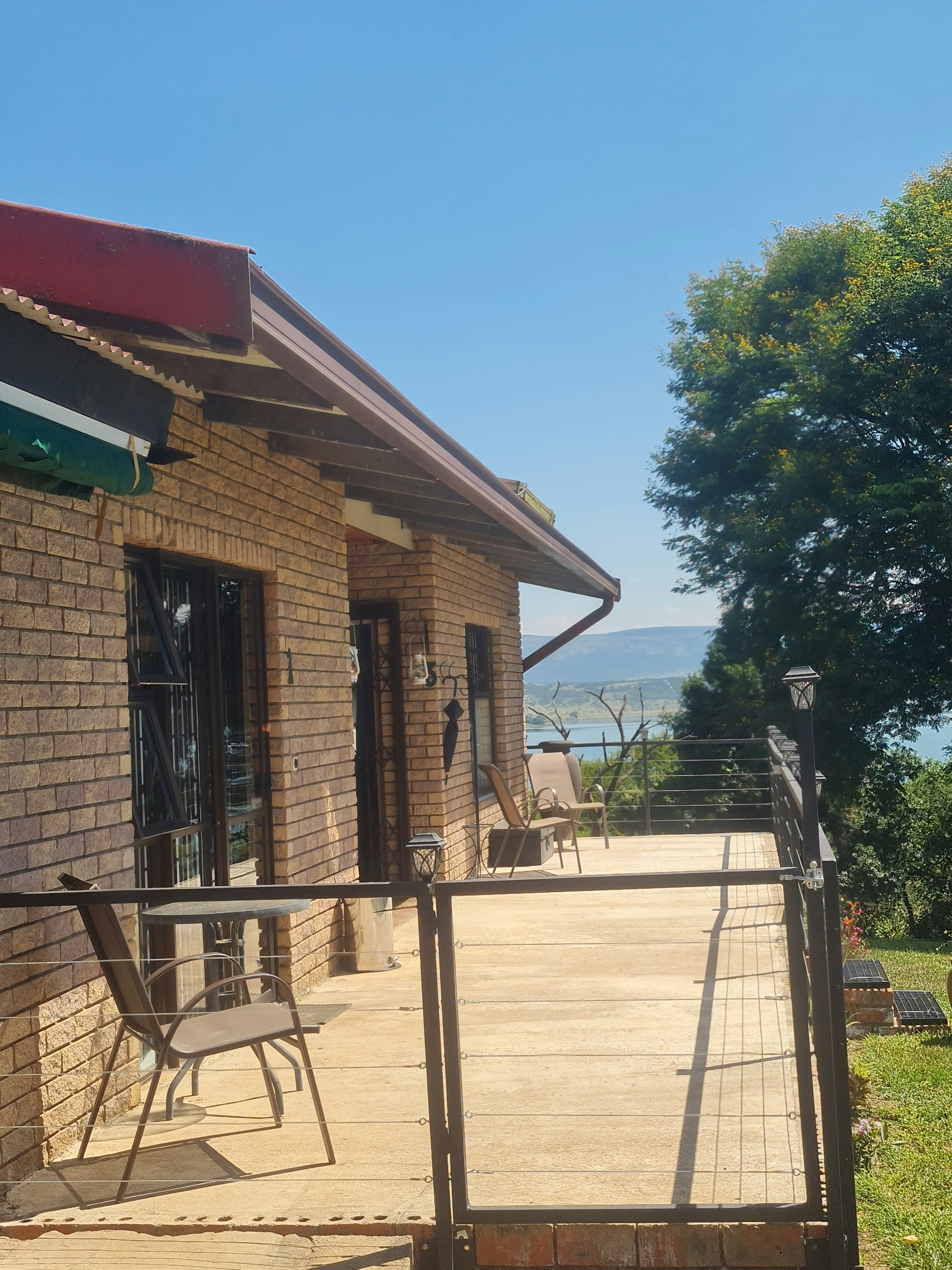 Midlands Meander Accommodation - LekkeSlaap