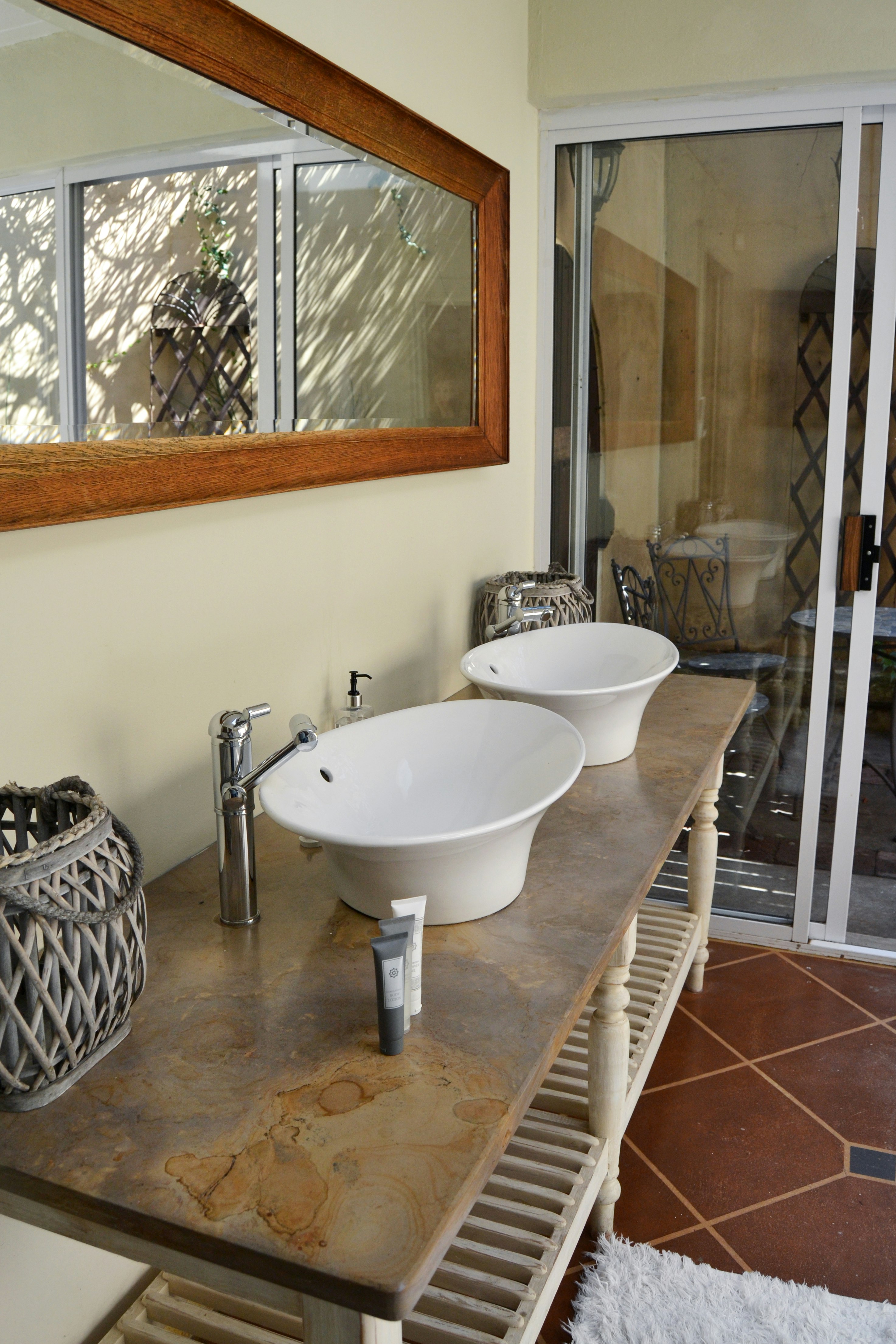 Hidden Grace | Rates