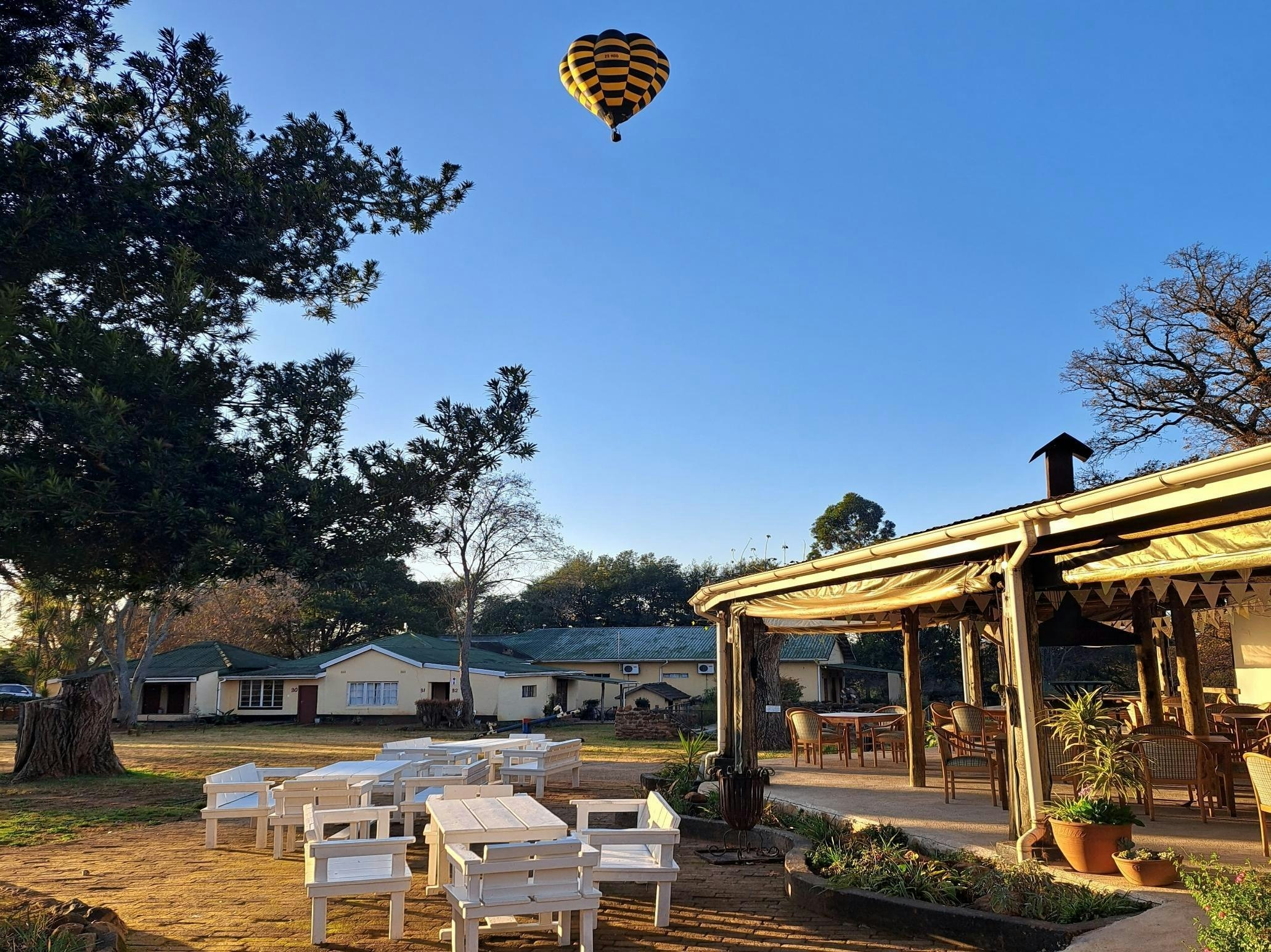 Hebron Haven Hotel | LekkeSlaap