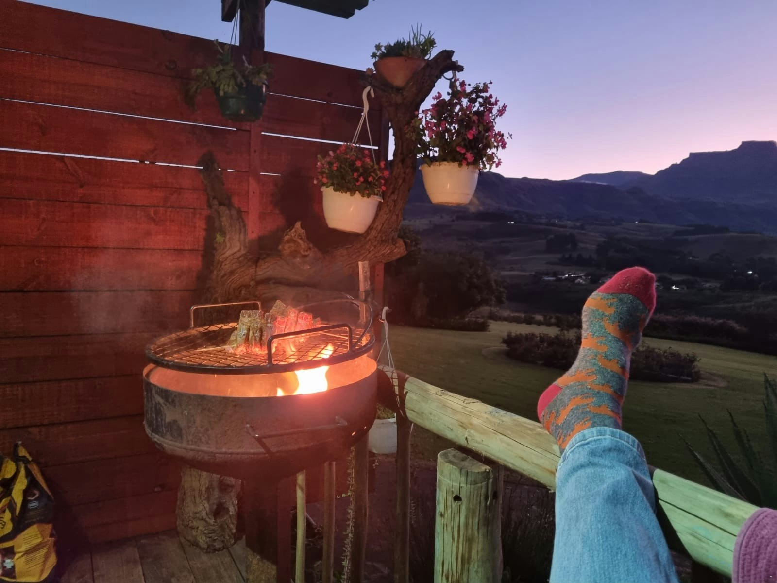 Inqevu Lodge | LekkeSlaap