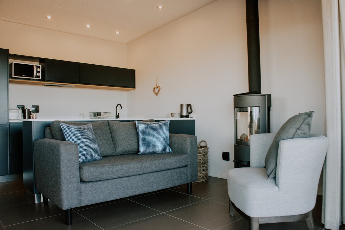 Khanyisa Mountain Lodge | LekkeSlaap