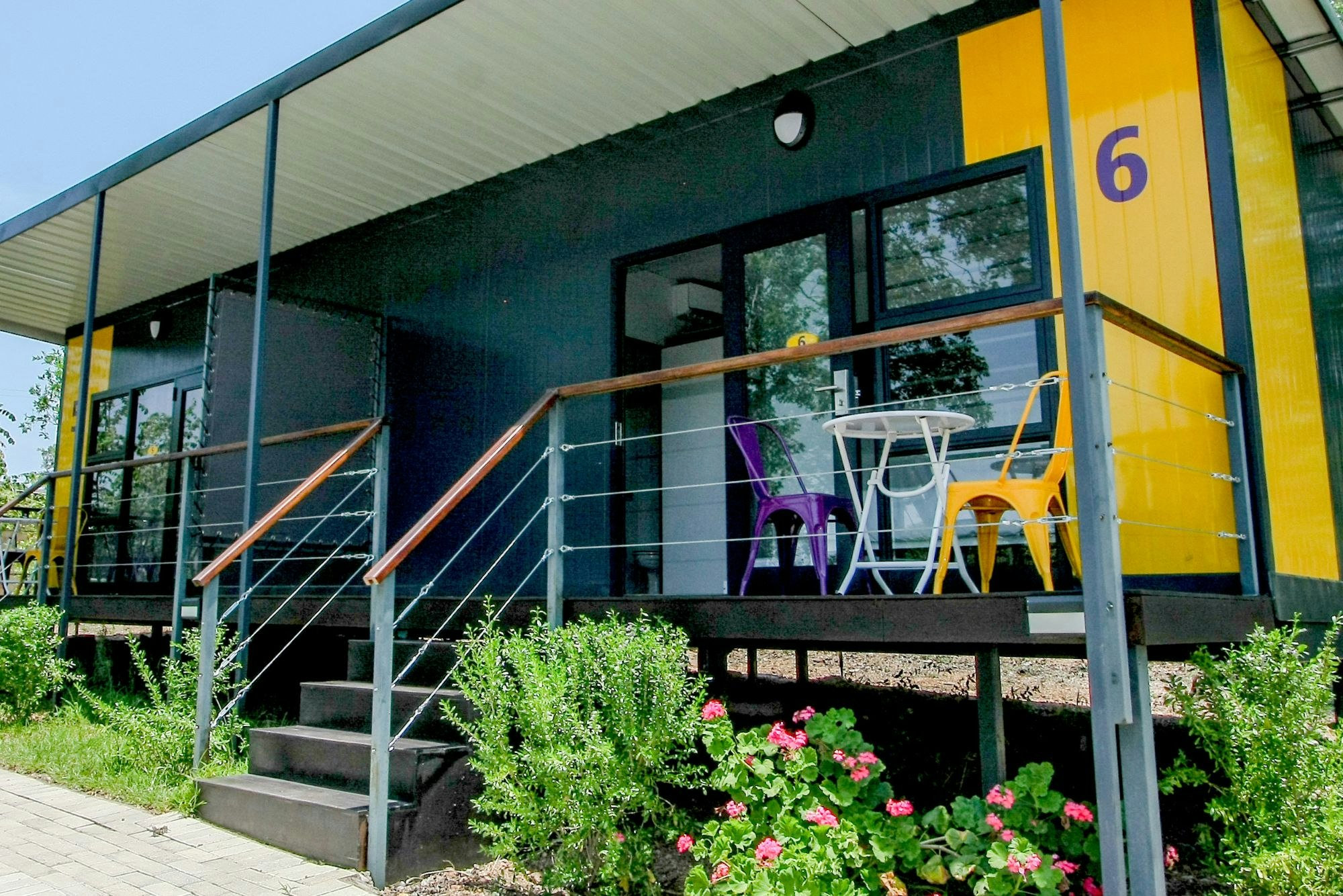 SleepOver Kruger Gate | LekkeSlaap