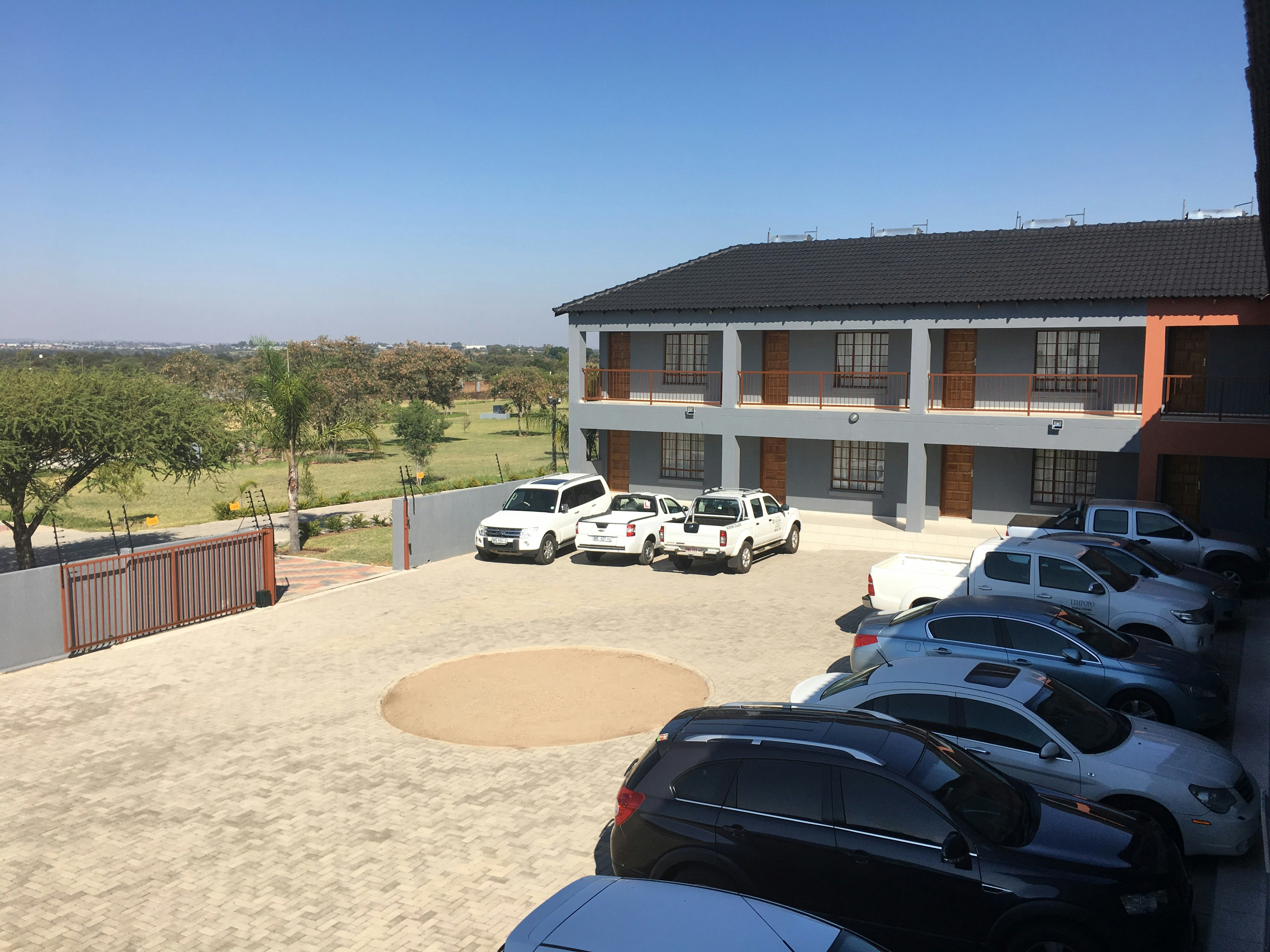 Seshego Accommodation - LekkeSlaap