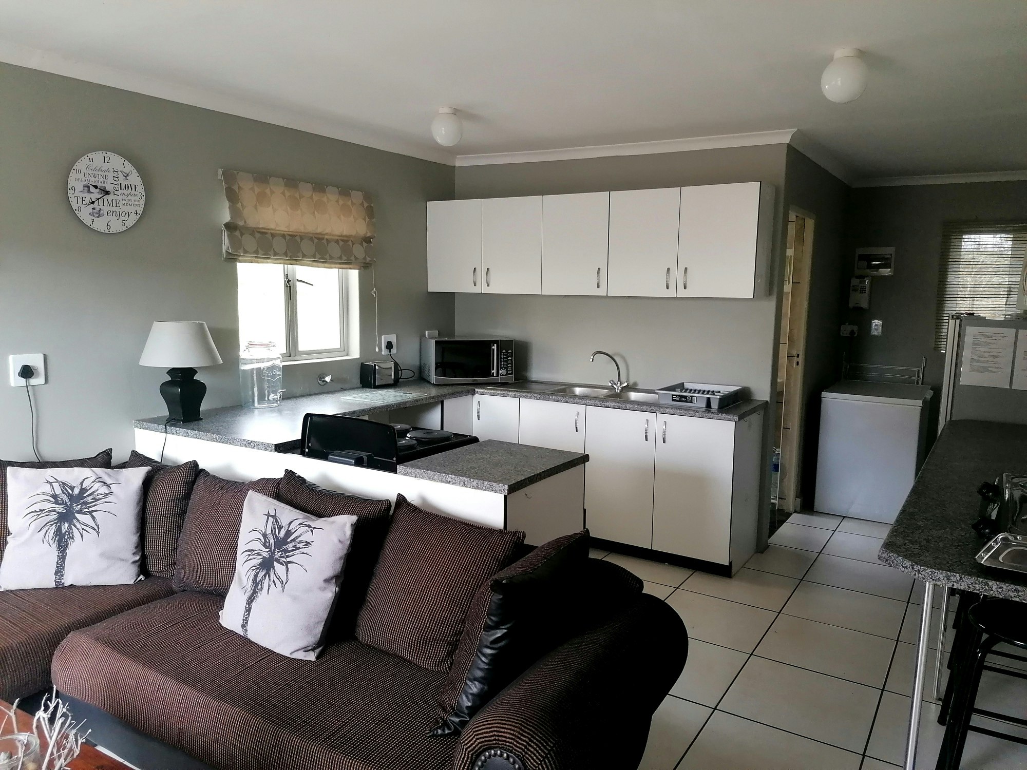 Mtwalume Accommodation - LekkeSlaap