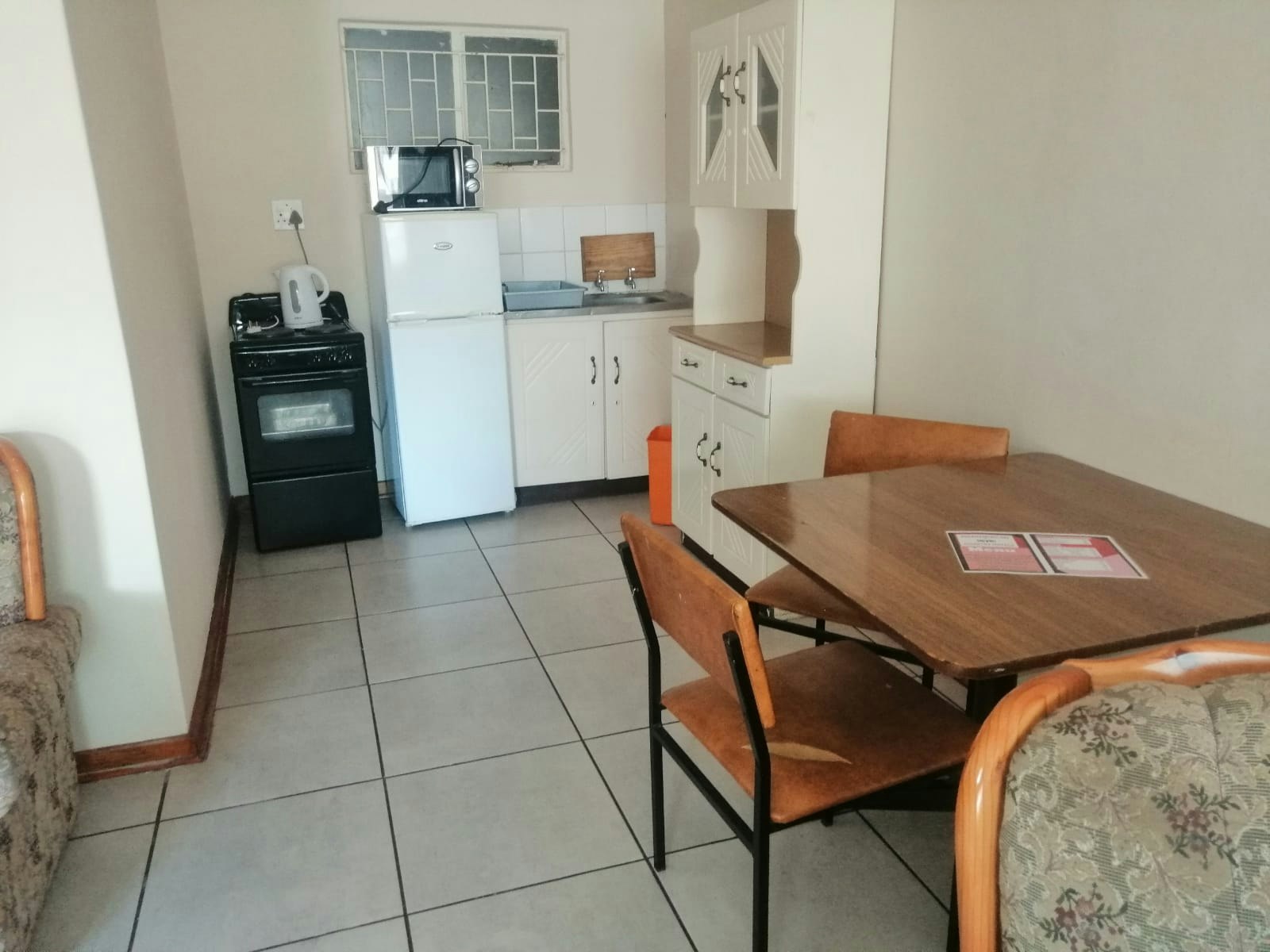 Postmasburg Inn | LekkeSlaap