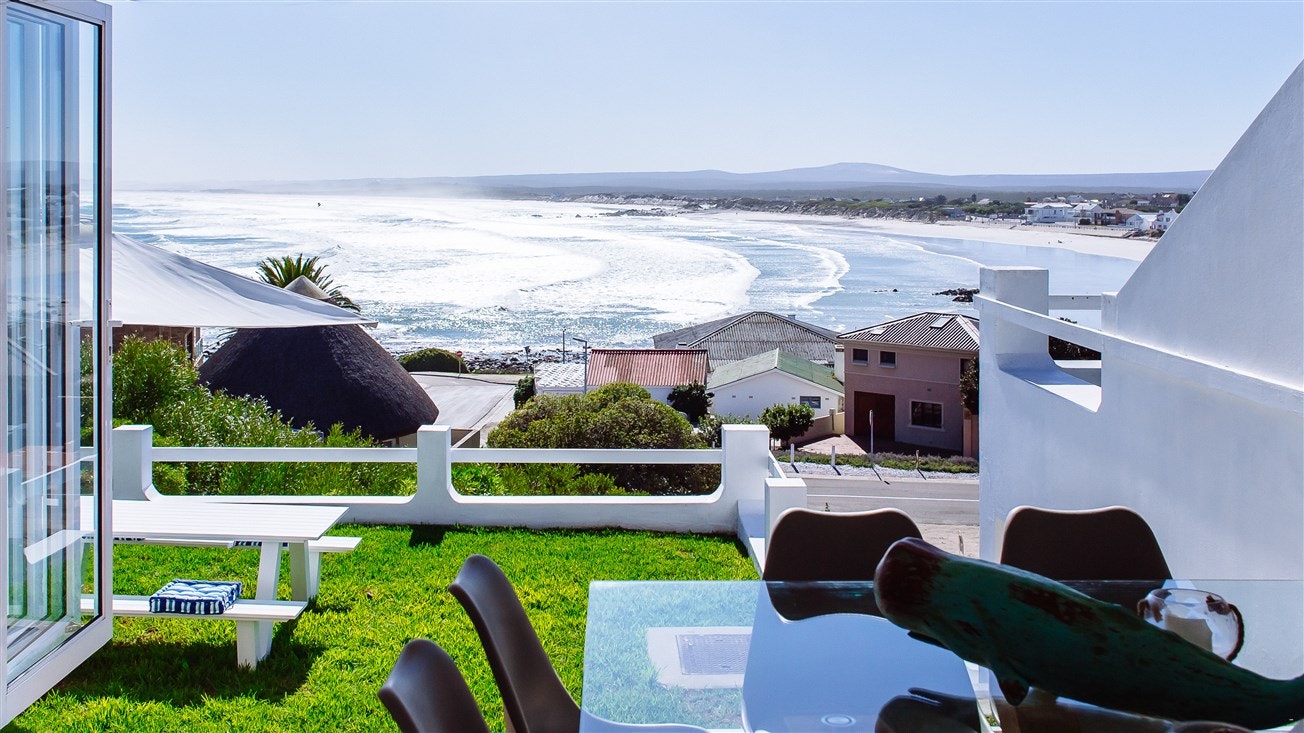 Yzerfontein Akkommodasie - LekkeSlaap