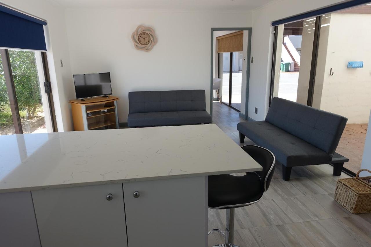 Helios Place Unit 33 | LekkeSlaap