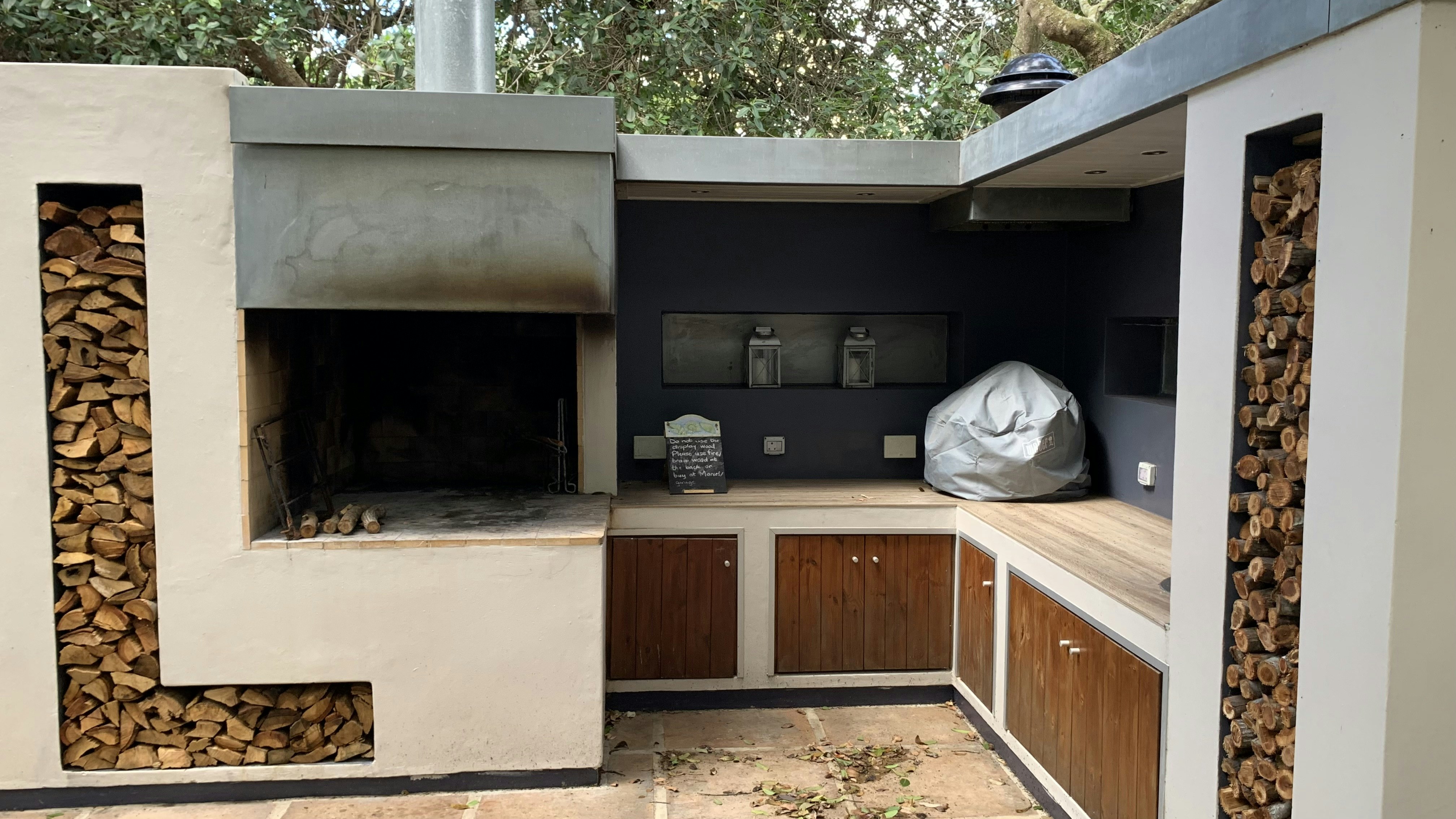 Onrus Beach House | LekkeSlaap