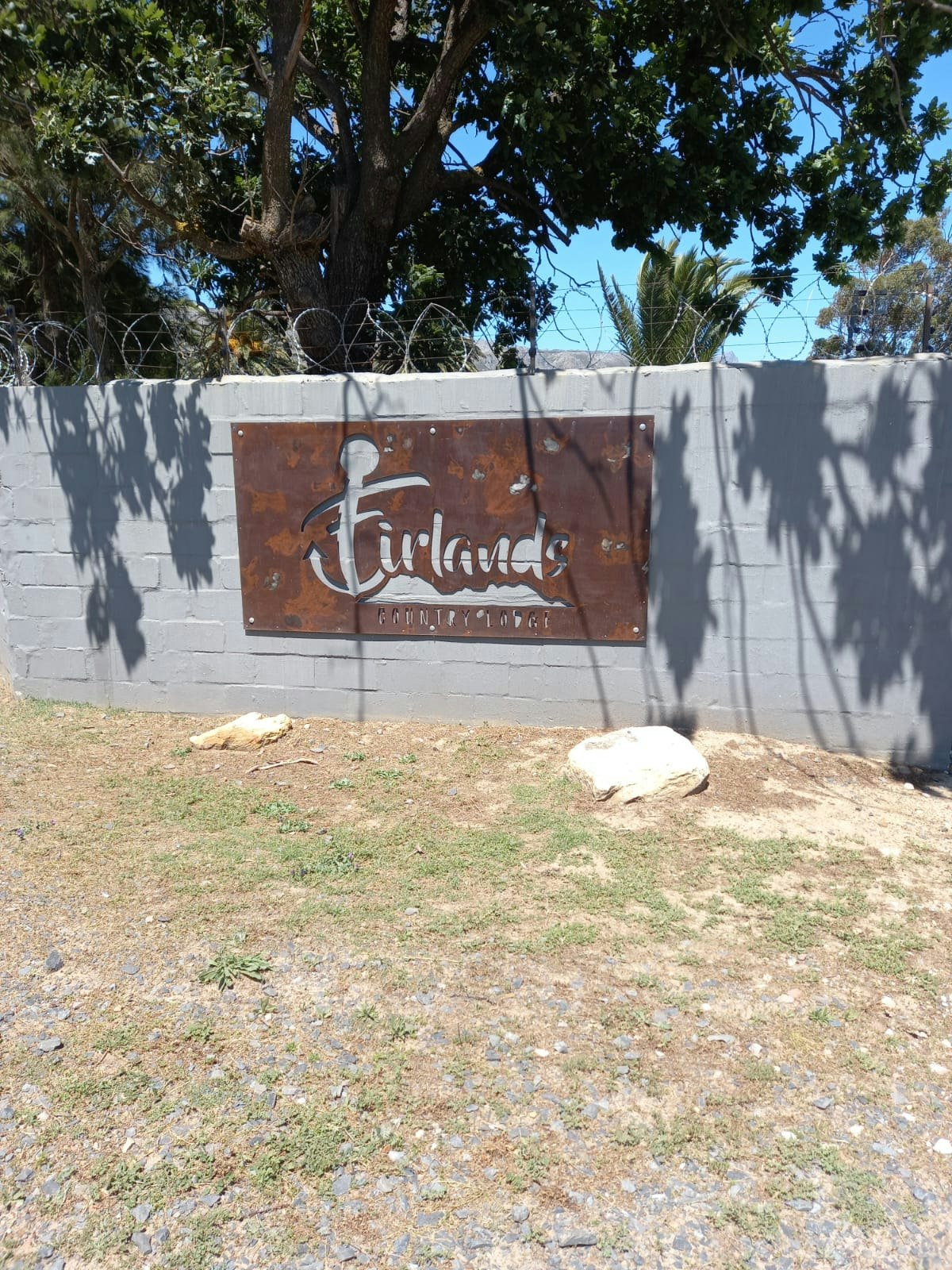 Firlands Country Lodge | LekkeSlaap