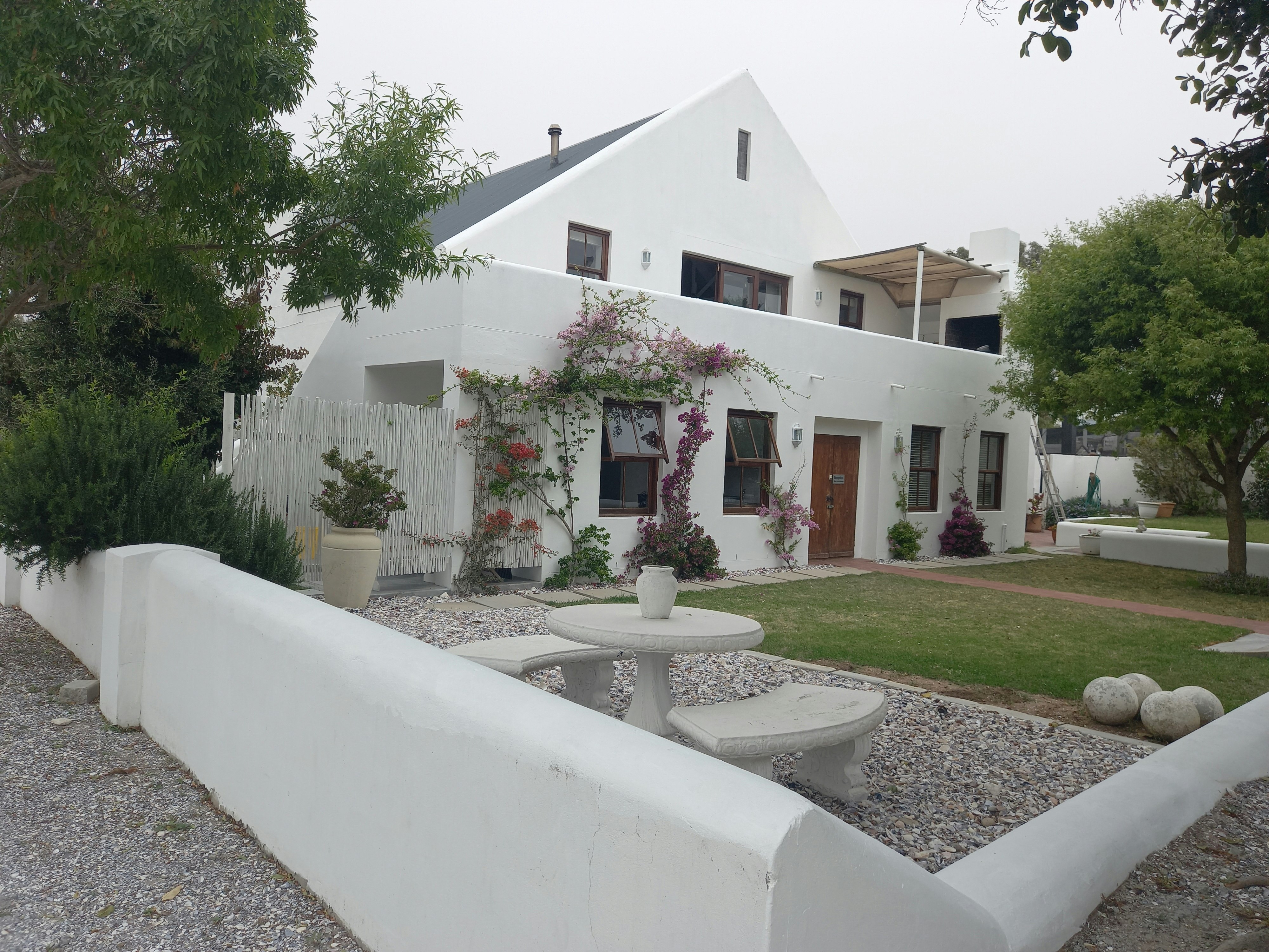 Paternoster Place | Tariewe