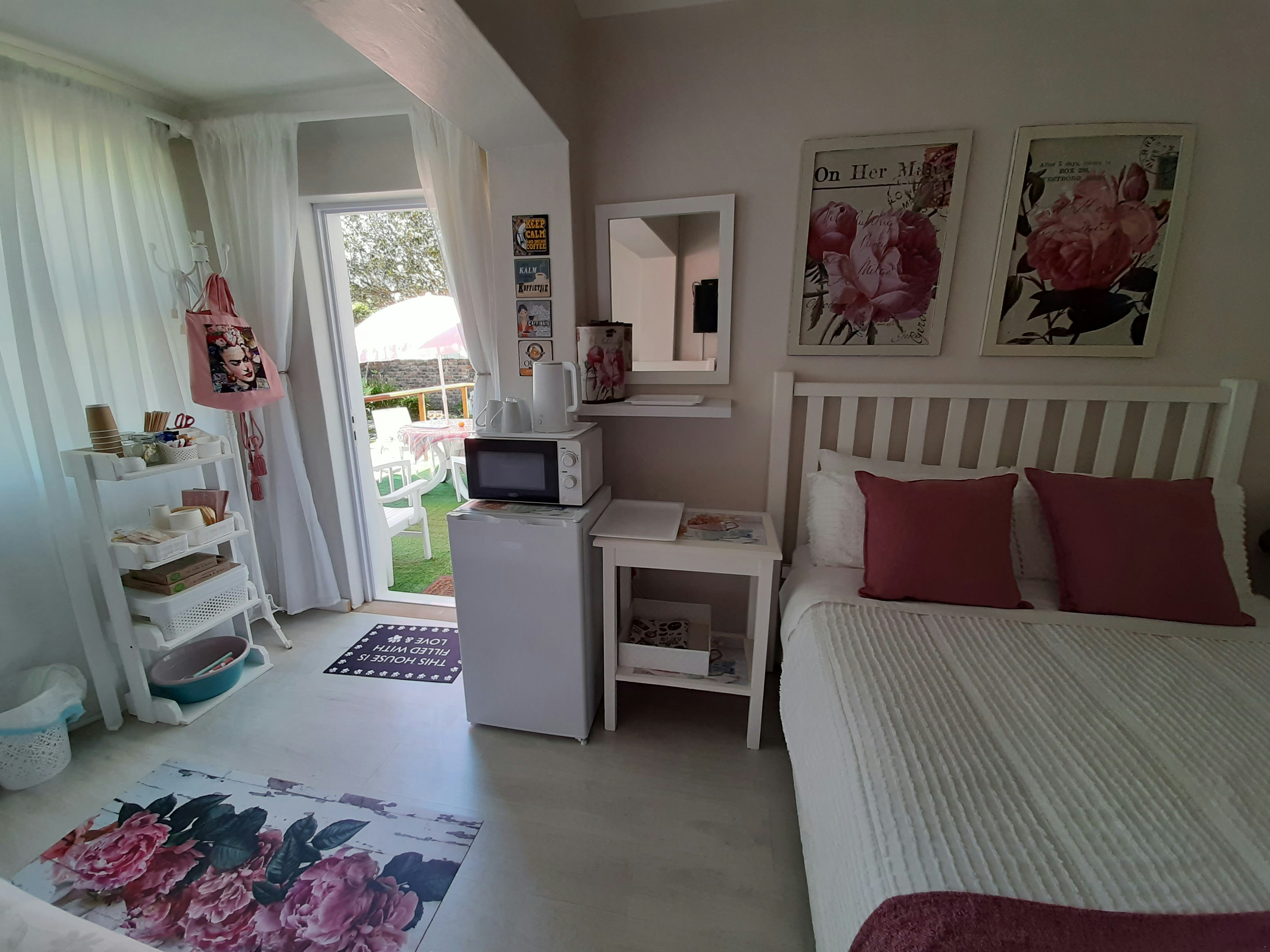 Roll-Inn@Myrtle | LekkeSlaap