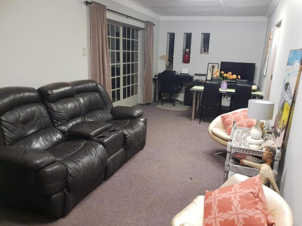 CradleLicious Farm Mpshe Cottage | LekkeSlaap