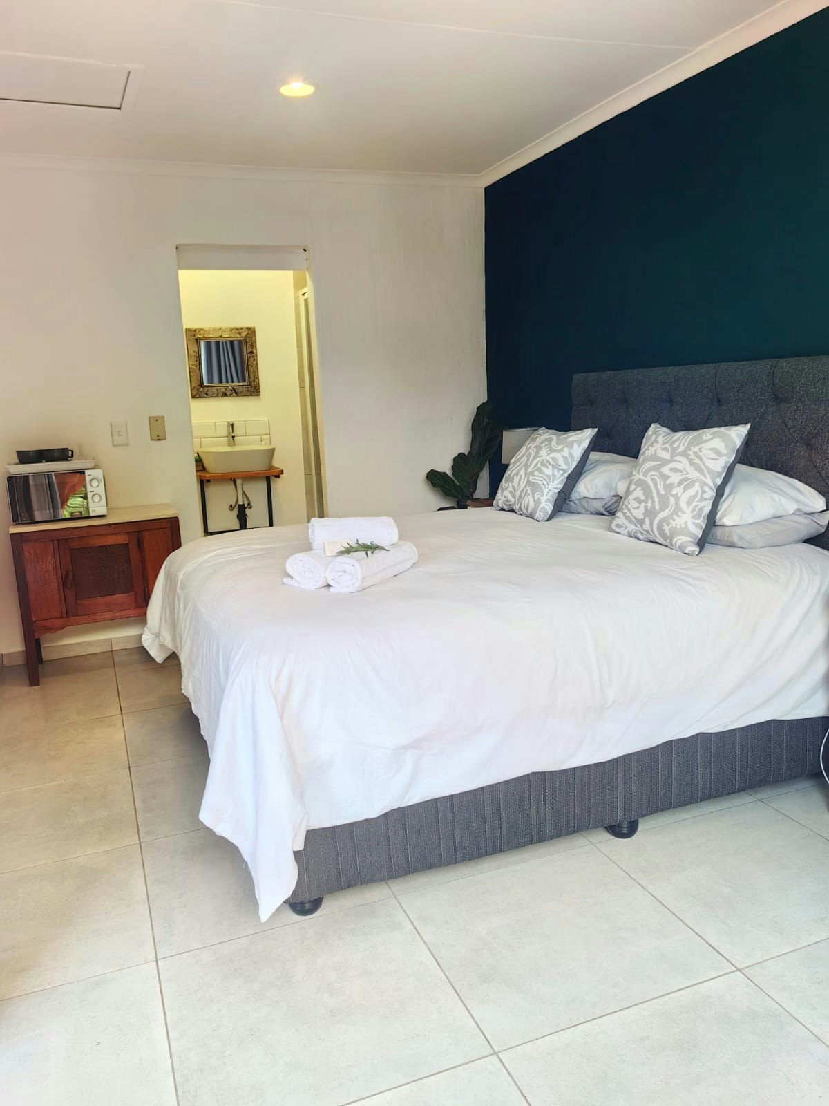De Nachte Guest Suite | LekkeSlaap