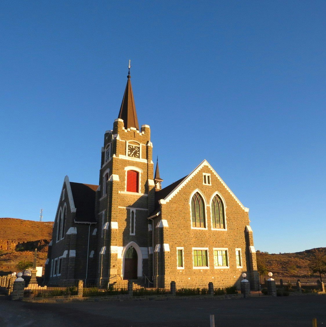 Merweville Accommodation - LekkeSlaap