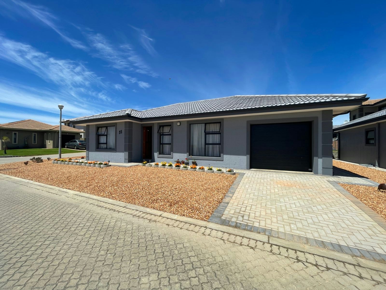 Danabaai Mountain View | LekkeSlaap