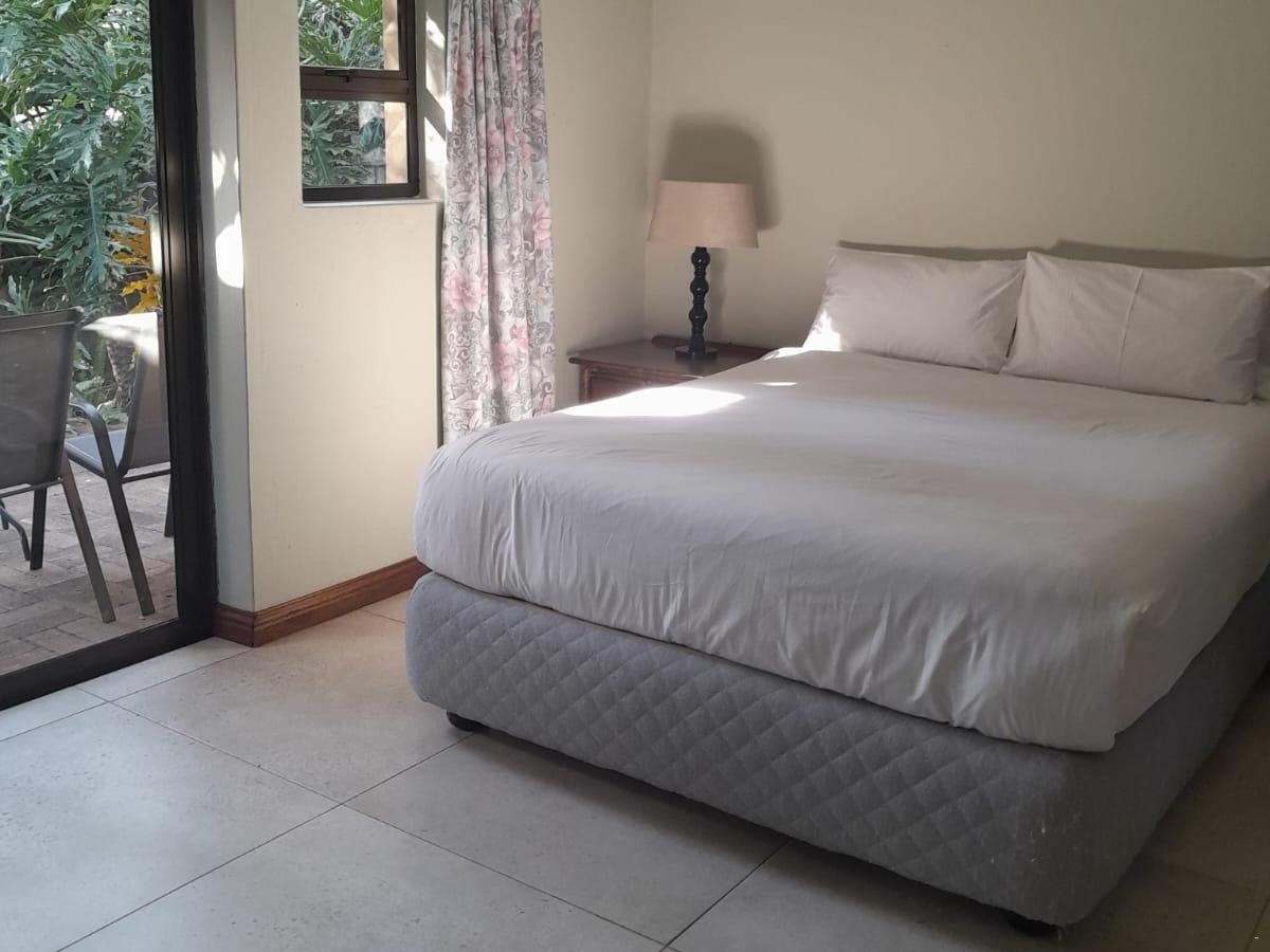 Harties Lodge Family Home | LekkeSlaap