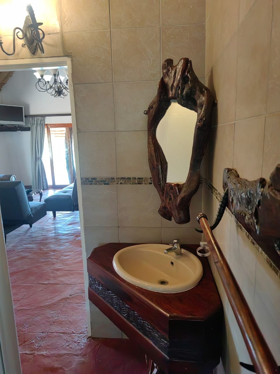 Kandirri Game Lodge | LekkeSlaap