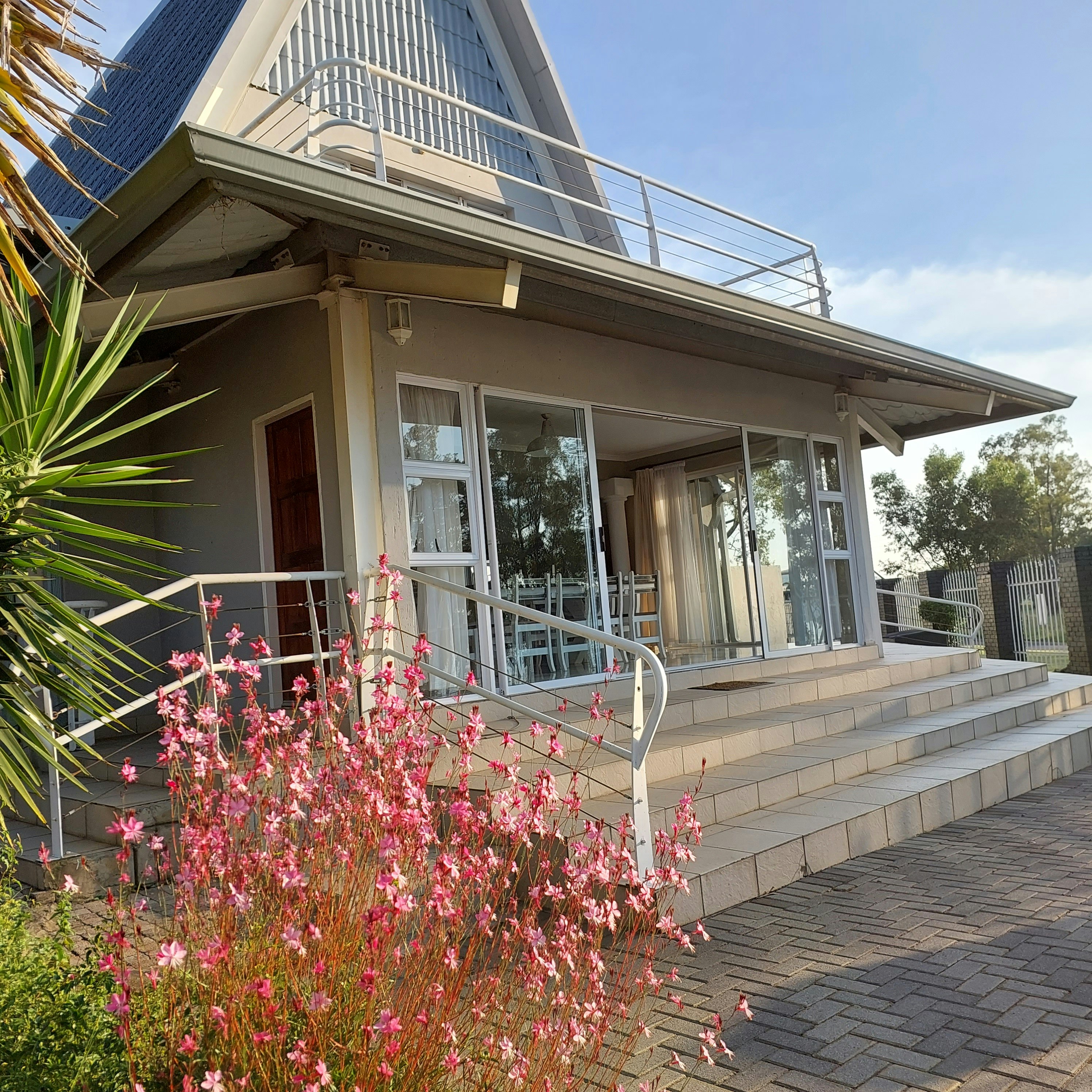 Vaal Marina Accommodation - LekkeSlaap