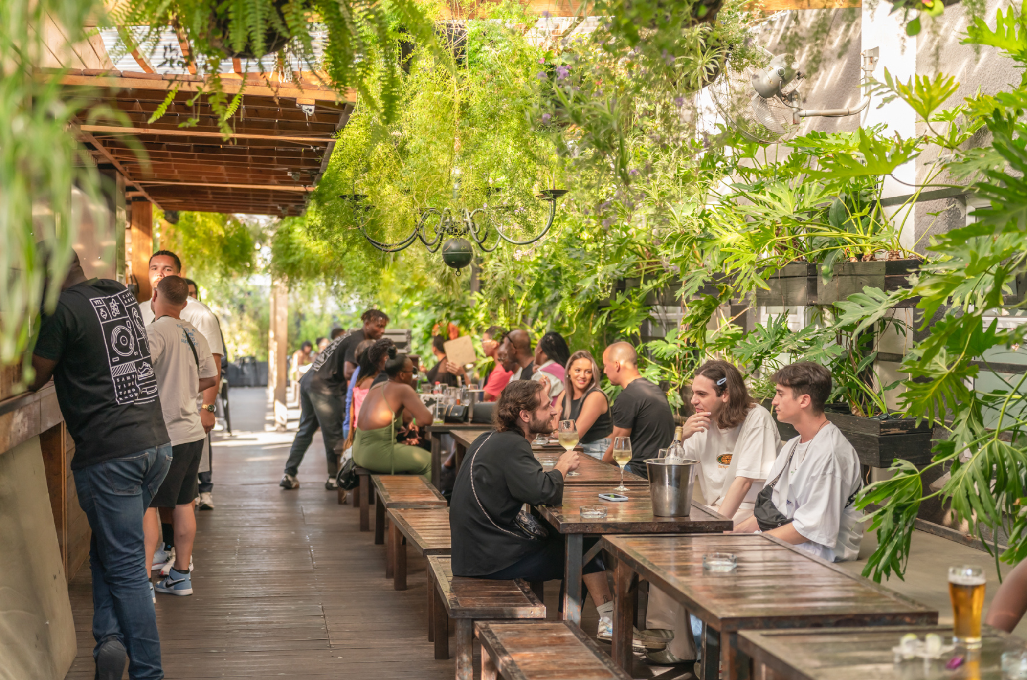 Never @ home Kloof Street | LekkeSlaap