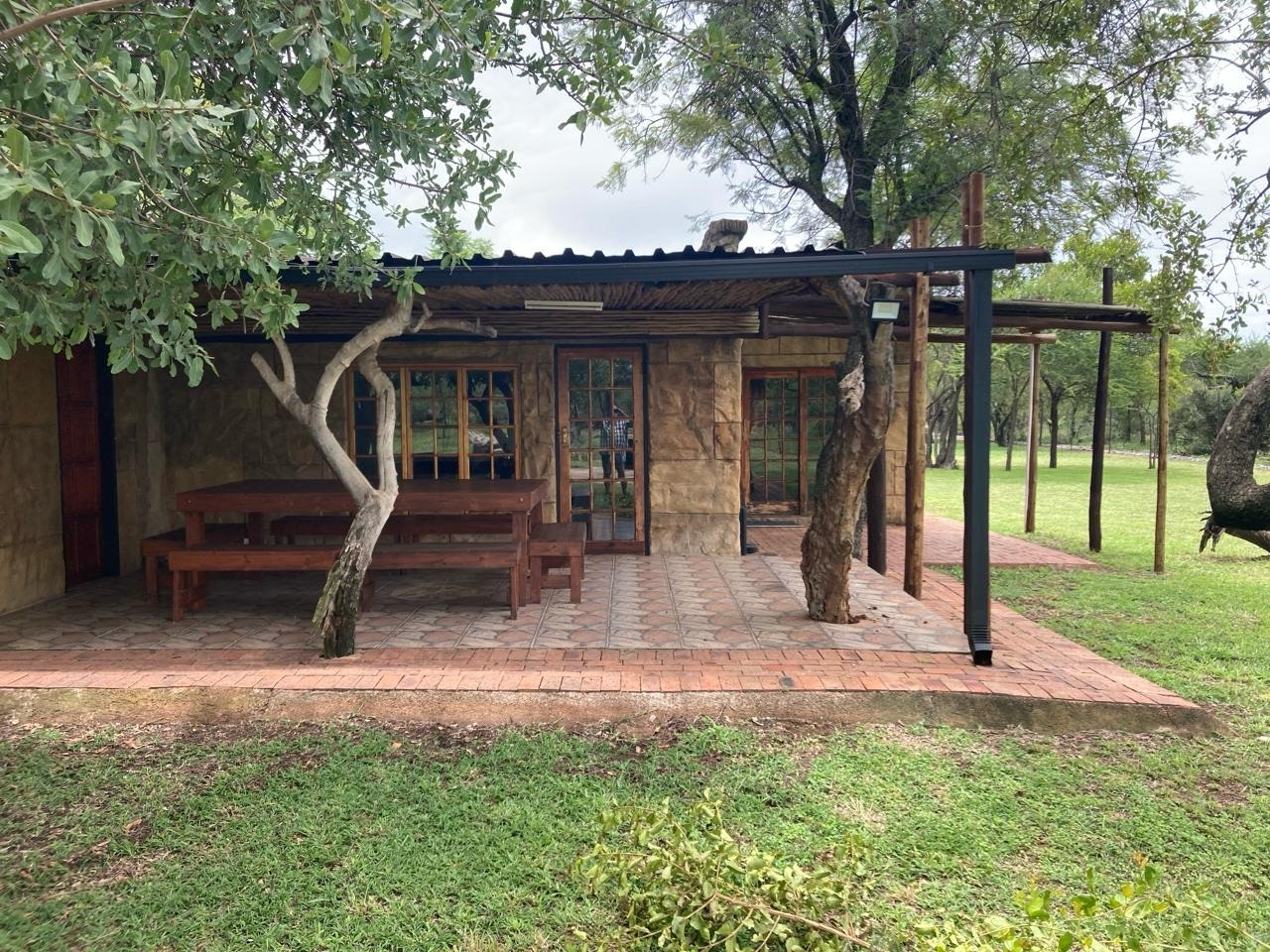 Dinokeng Game Reserve Accommodation - LekkeSlaap