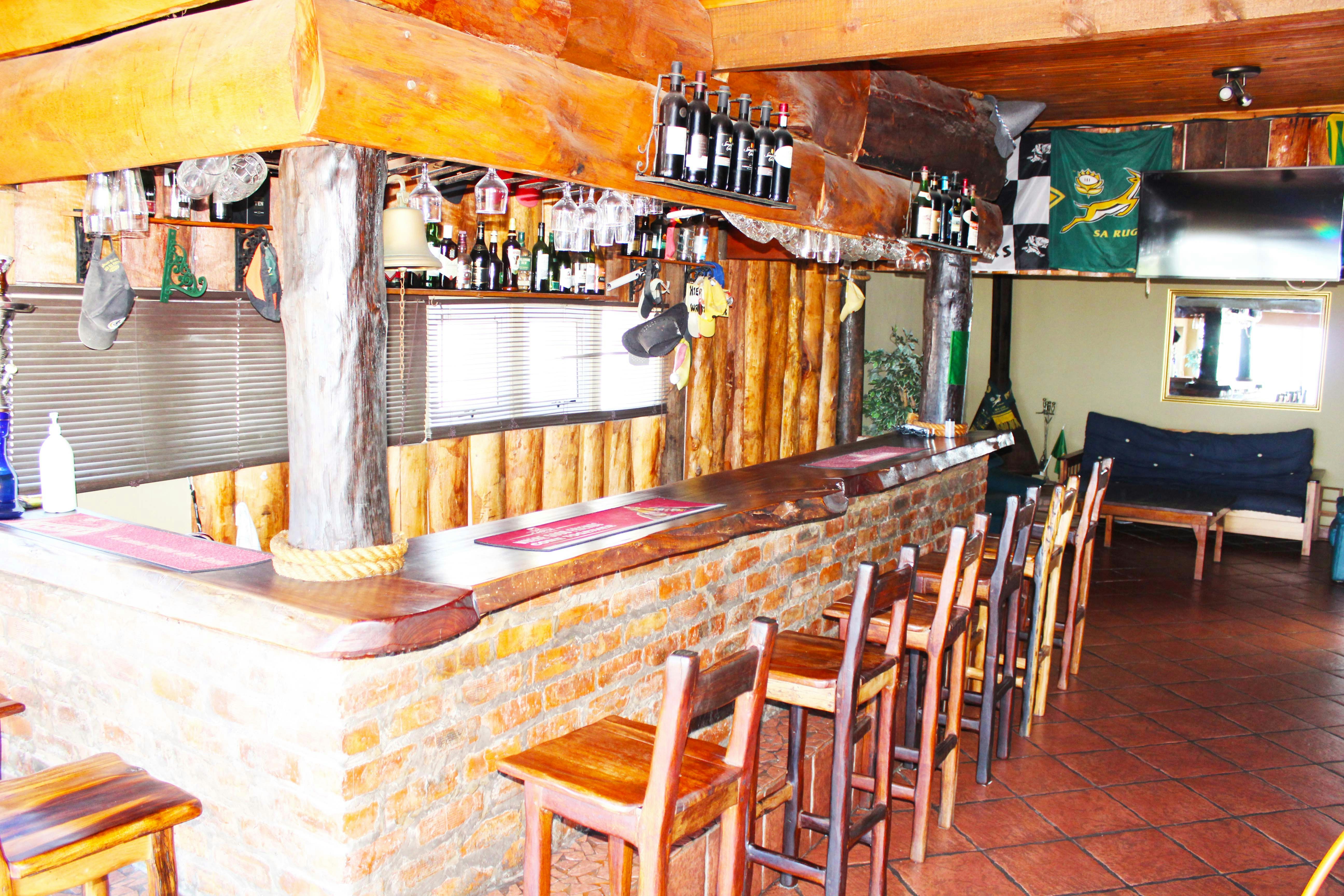 Tamapa Lodge | LekkeSlaap