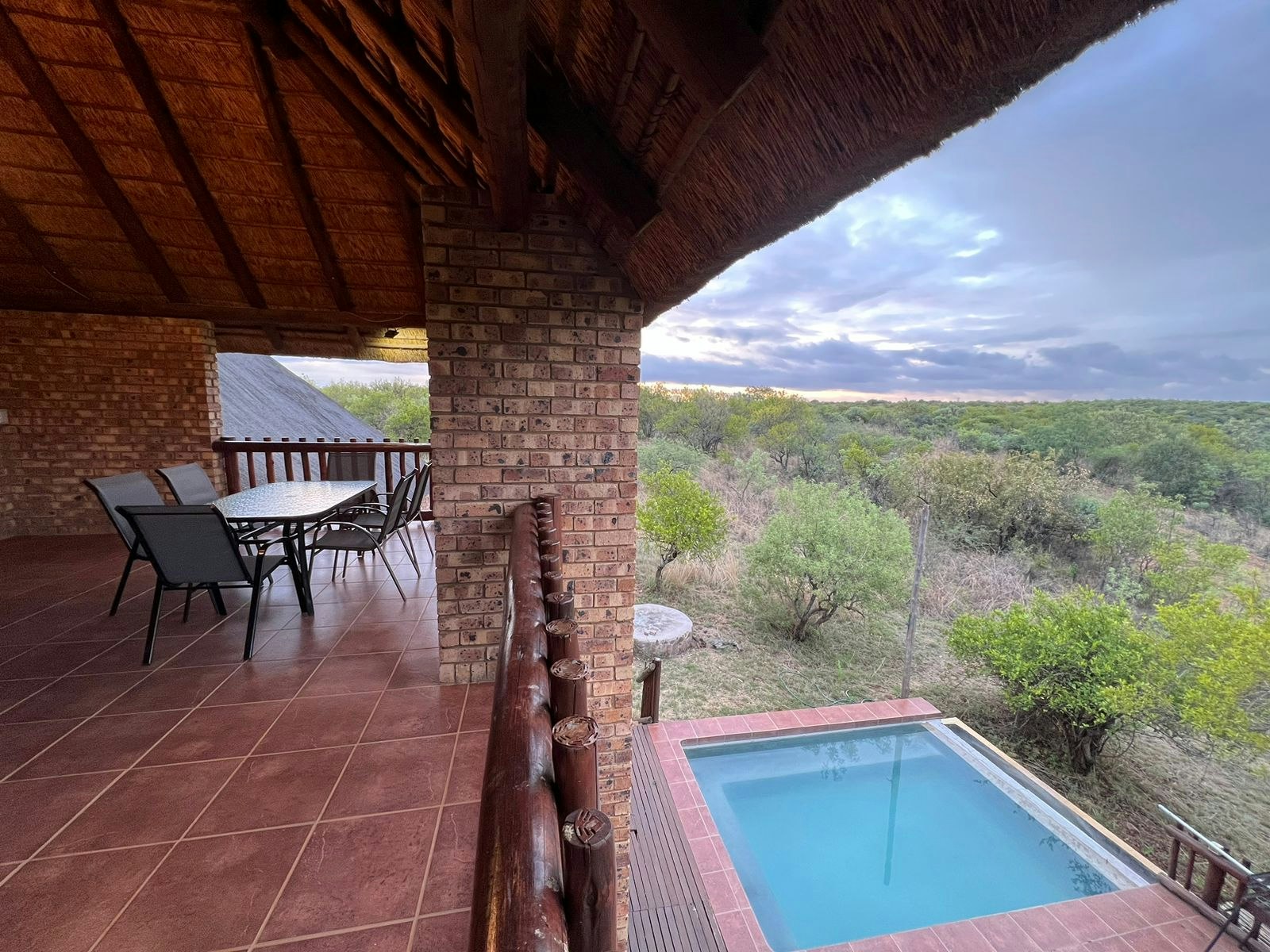 Shasha Lodge | LekkeSlaap