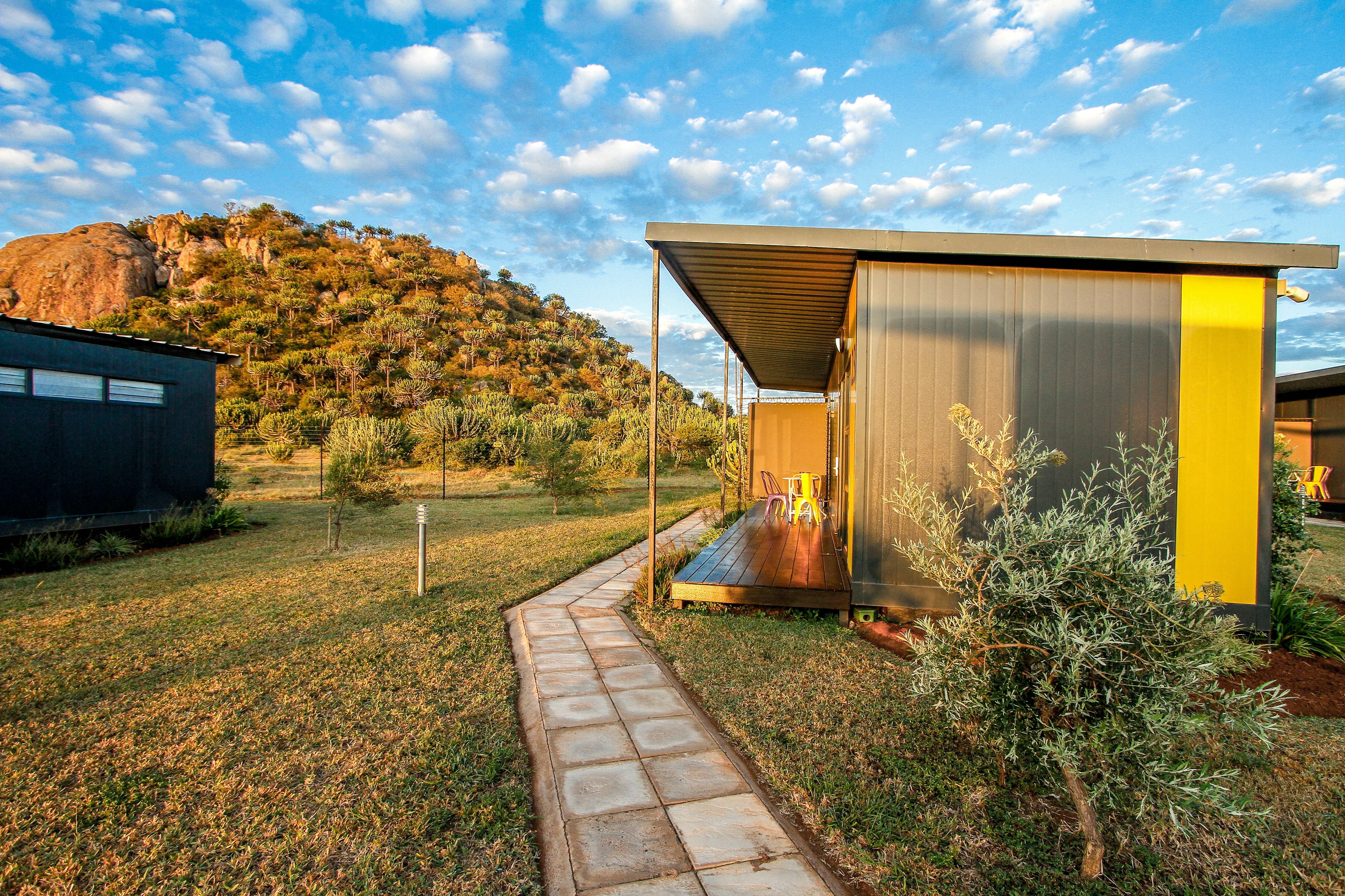 Accommodation near Botlokwa Hospital | LekkeSlaap